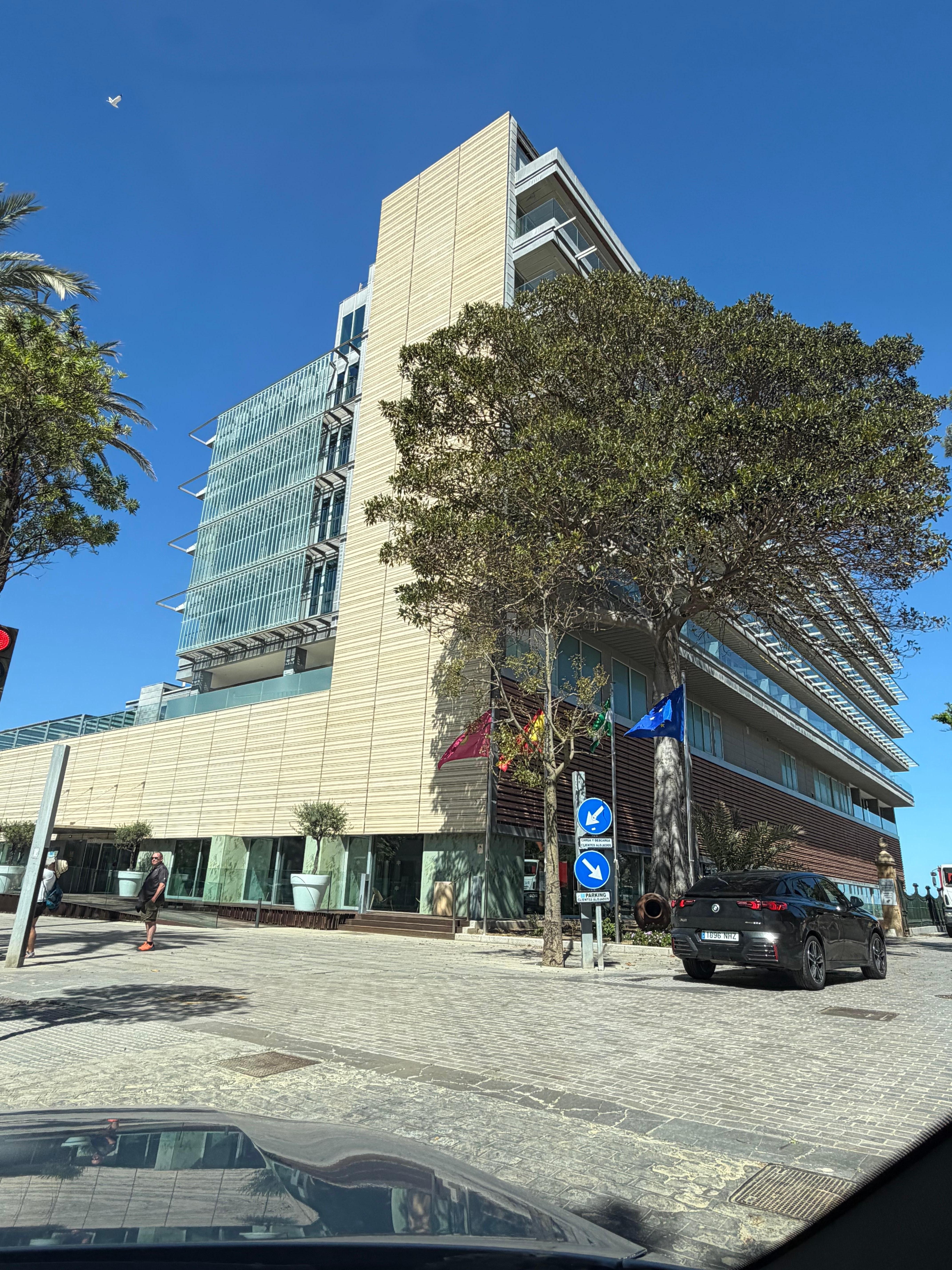 Fachada do hotel 