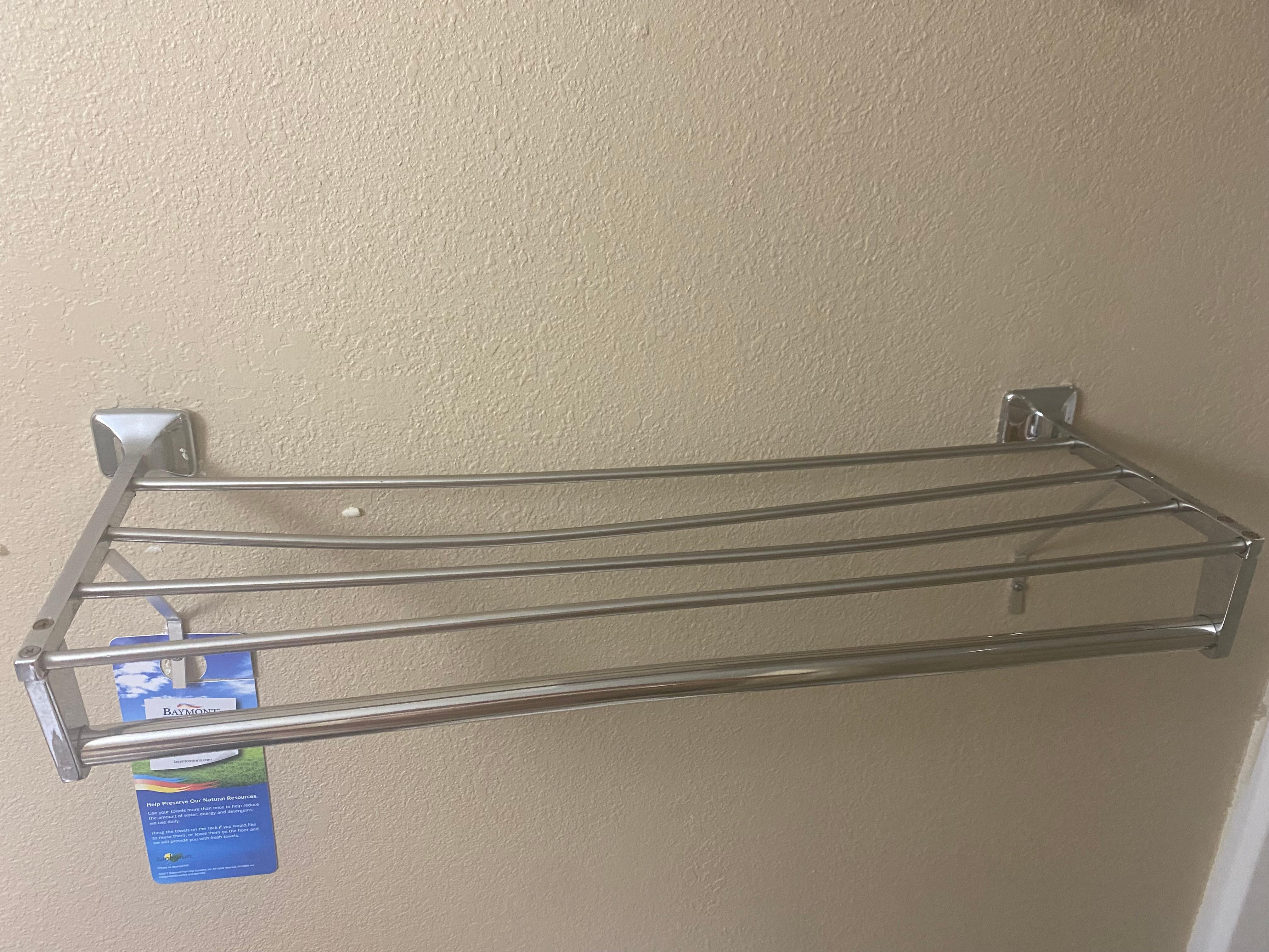 Loose towel rack