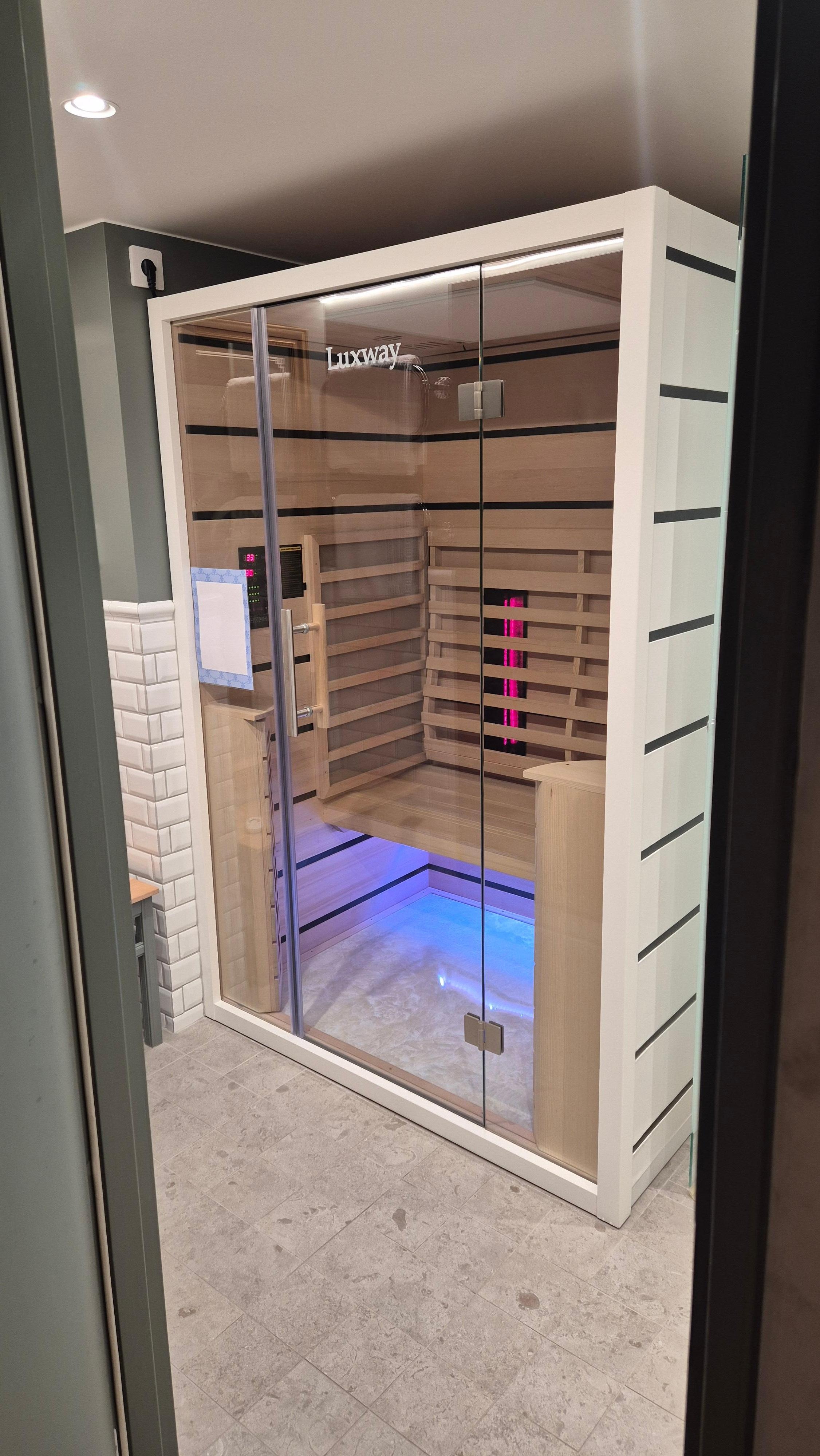 Härlig infrabastu som gör gott på rummet!