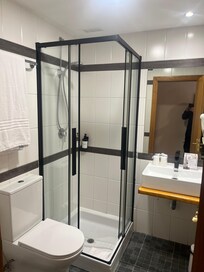 Shower/wc
