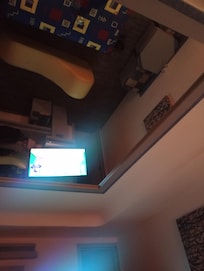 Habitación amplía, me gustó el espejo grande en el techo