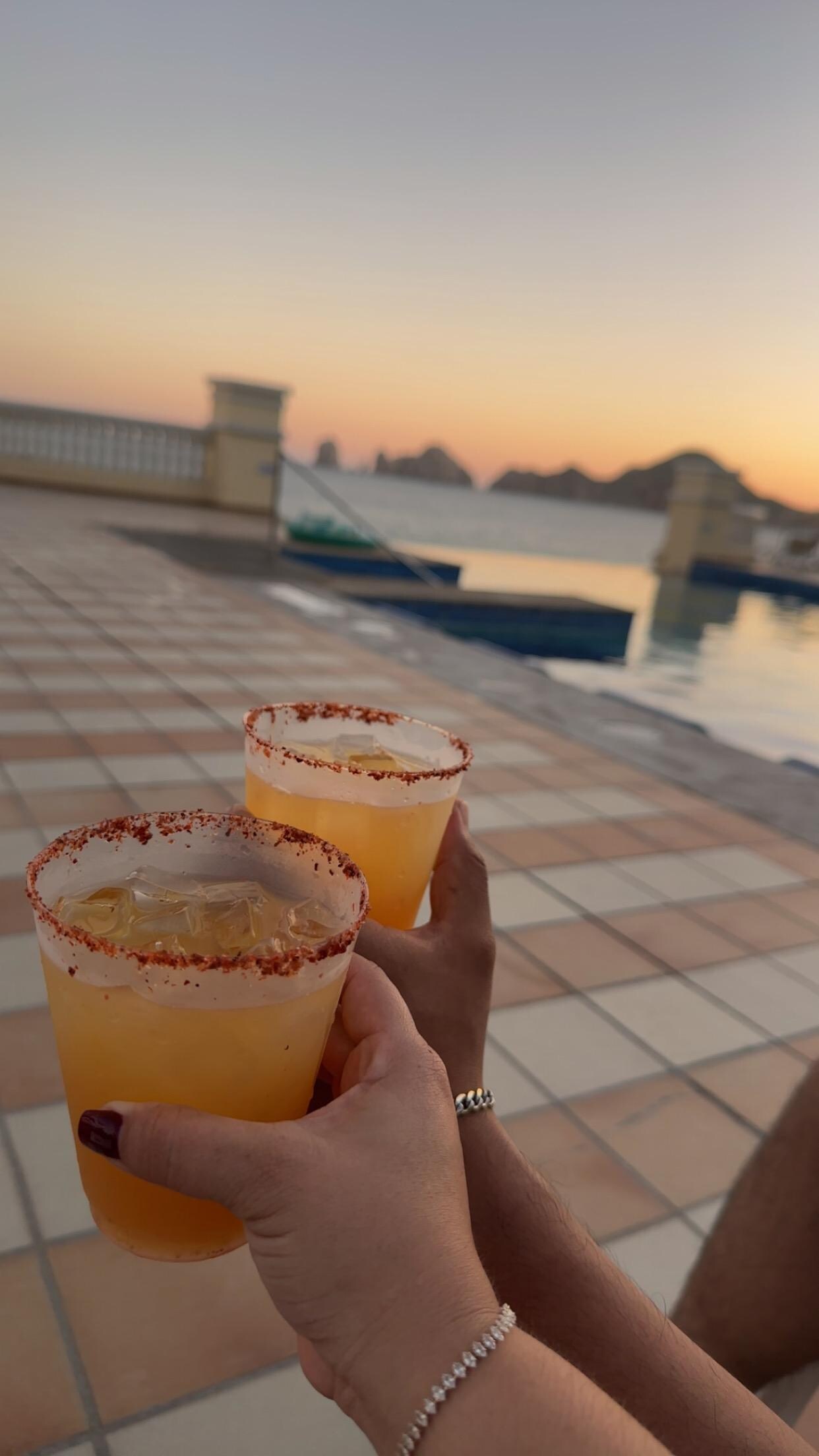 All you can drink -pool bar