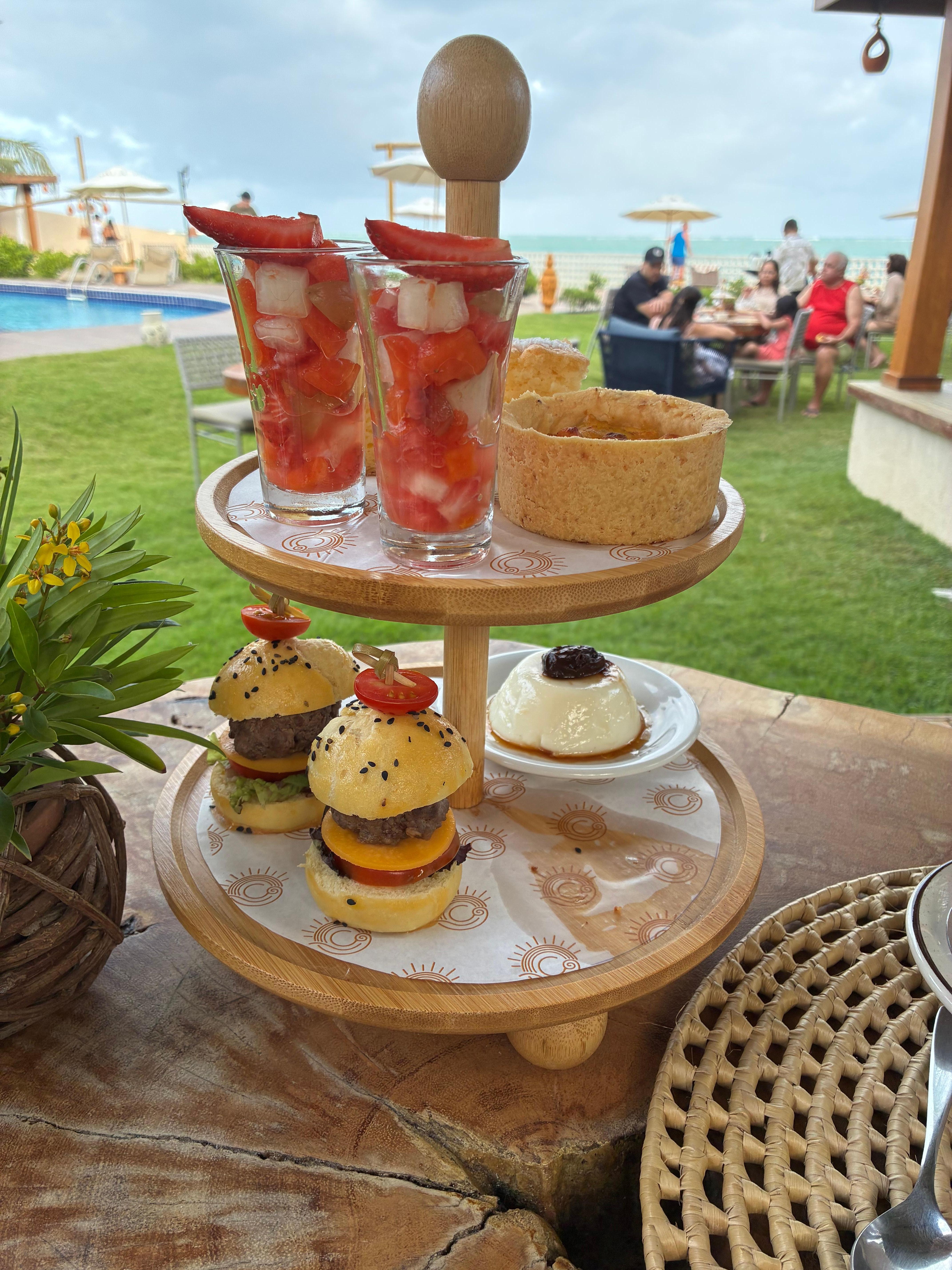 Um mimo que recebemos da pousada na tarde de Sábado. 
Amamos 