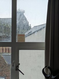 Windows not been cleaned