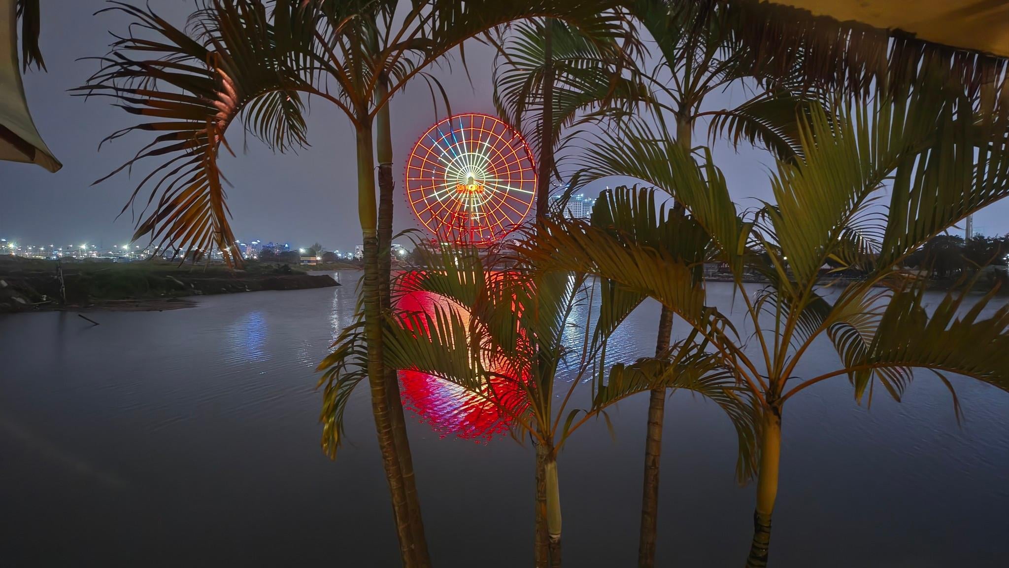 レストランからの夜景