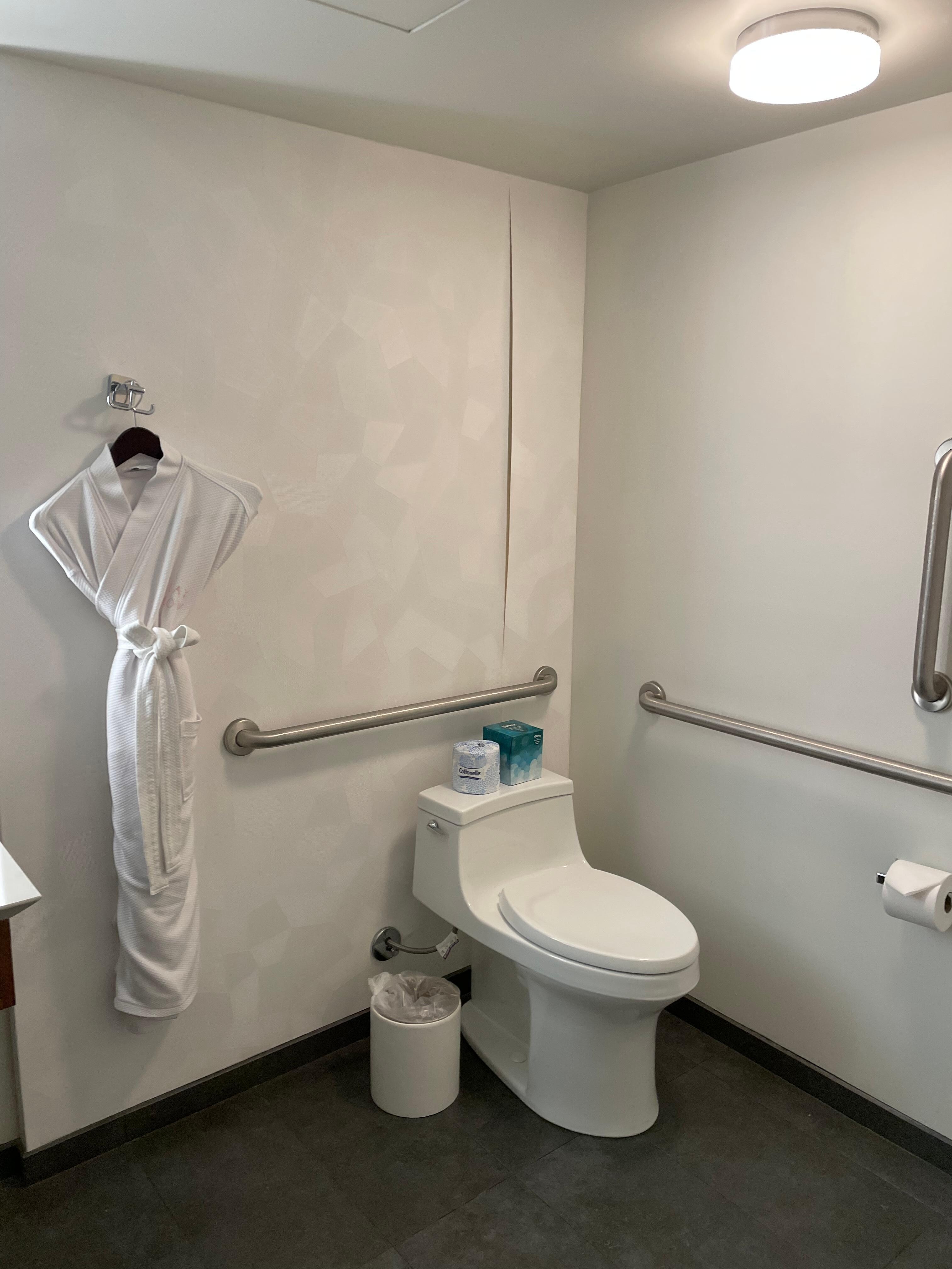 Book The Laylow, Autograph Collection in Honolulu | Hotels.com