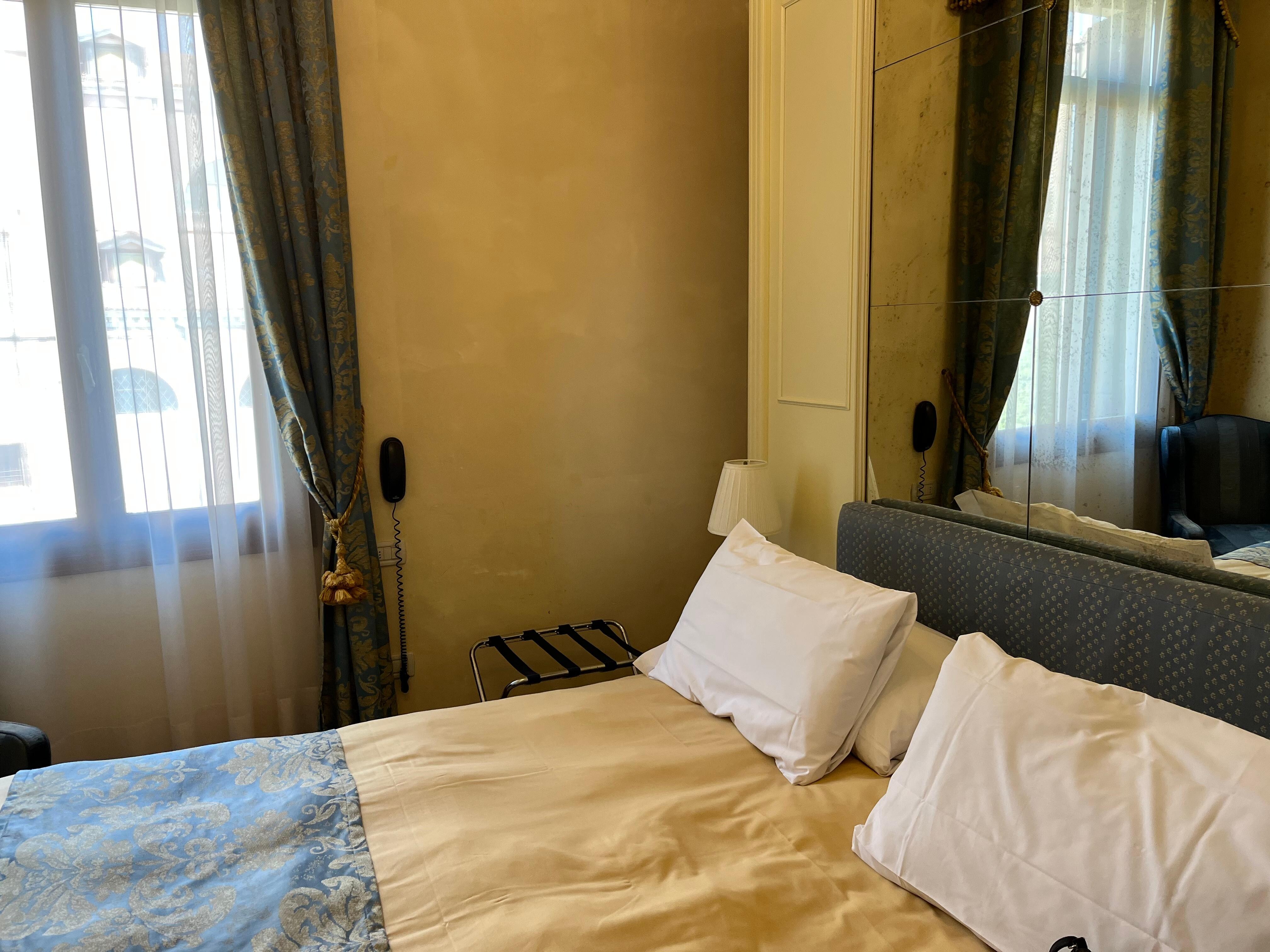 Book Palazzo Odoni in Venice | Hotels.com