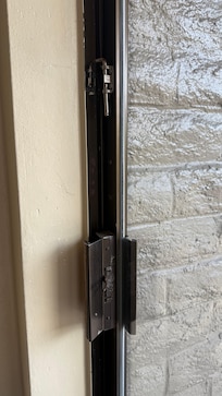 Door handle to patio was completely torn apart which made for a very unsafe stay!