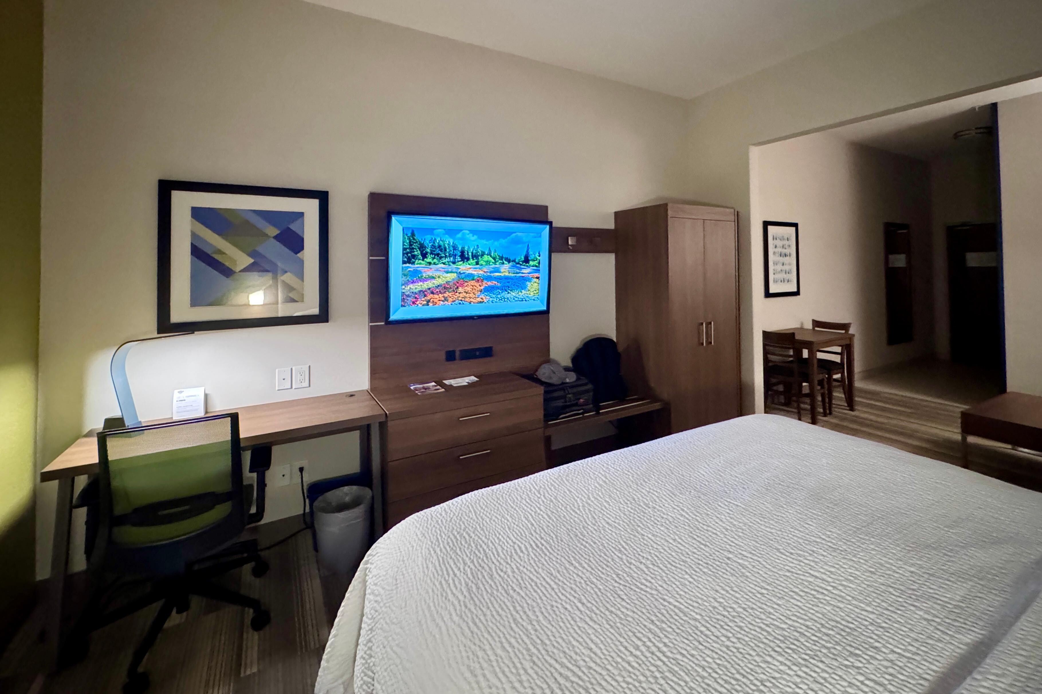 Standard Room, 1 King Bed with Sofa bed
