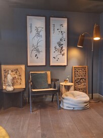 A nice peaceful area in the honesty bar.