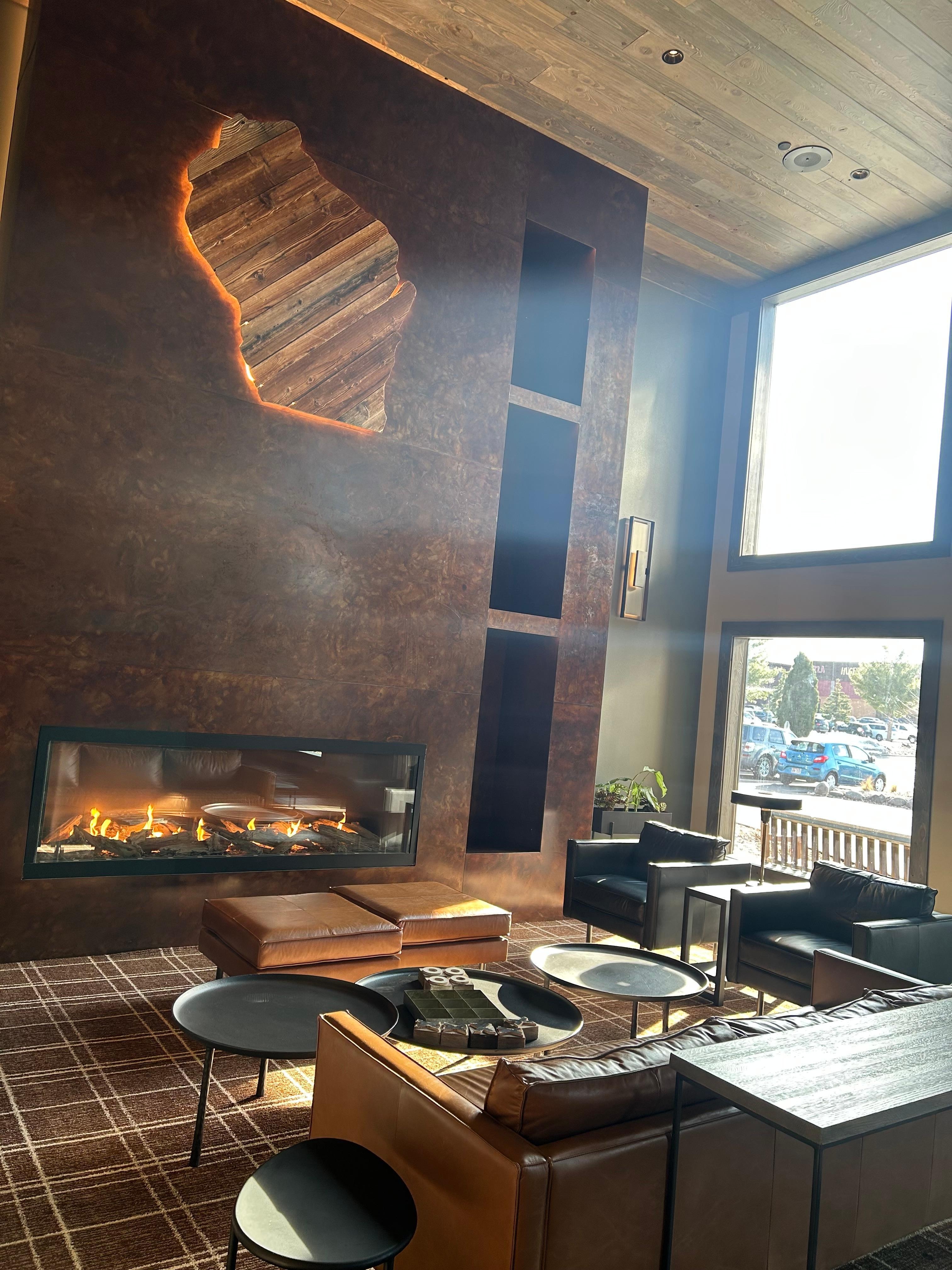 Beautiful lobby with library and family games