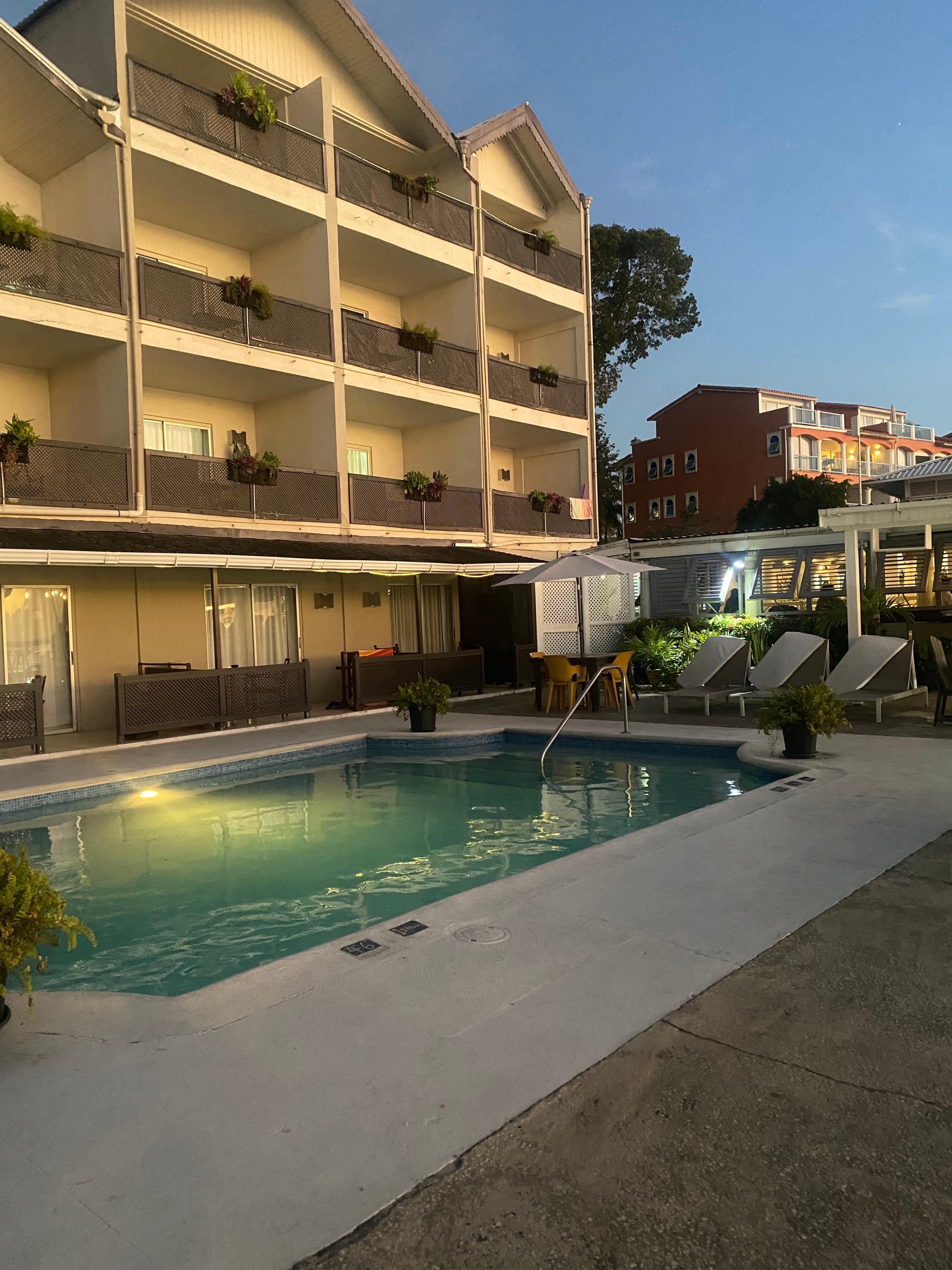 All rooms have sea view. Very nice pool.