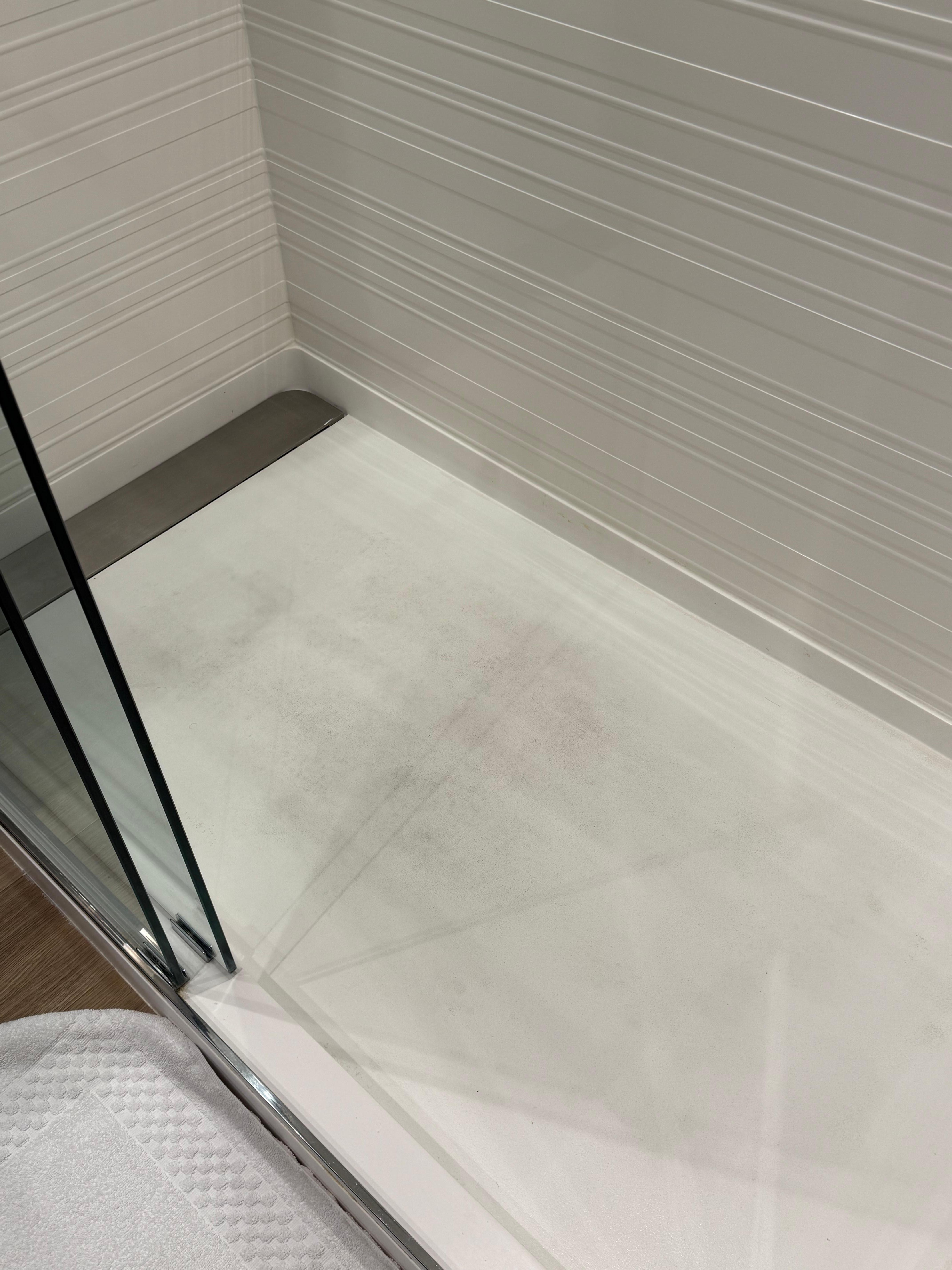 Stained/dirty shower 