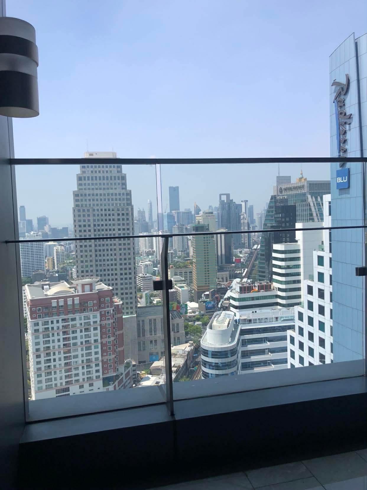 Utsikt ifrån balkongen vid club loungen