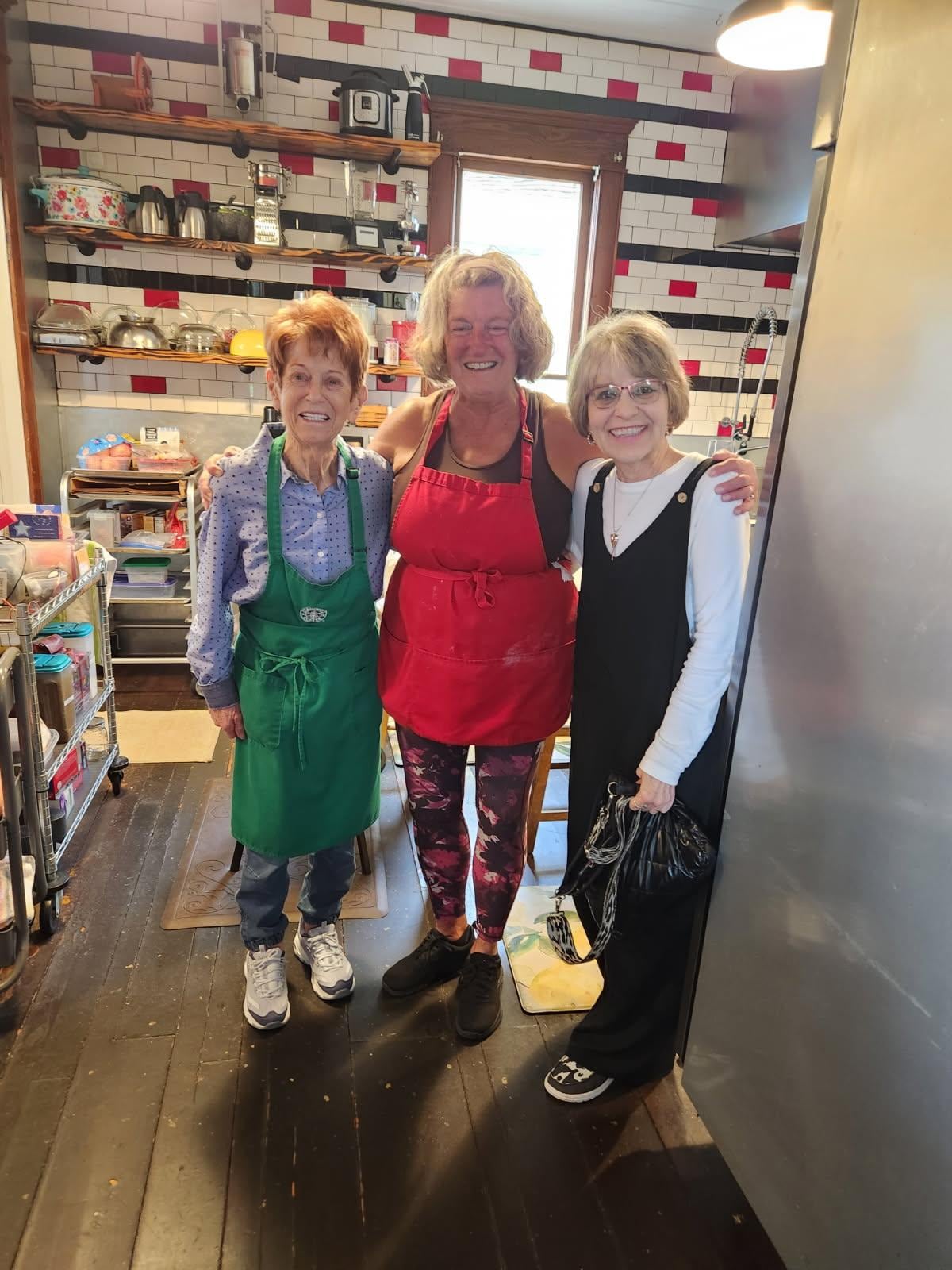 Brenda with Ms Darlene (right) and Ms Darlene's mother. Who is 89 years young and still cooking Danish pastries 🍰.