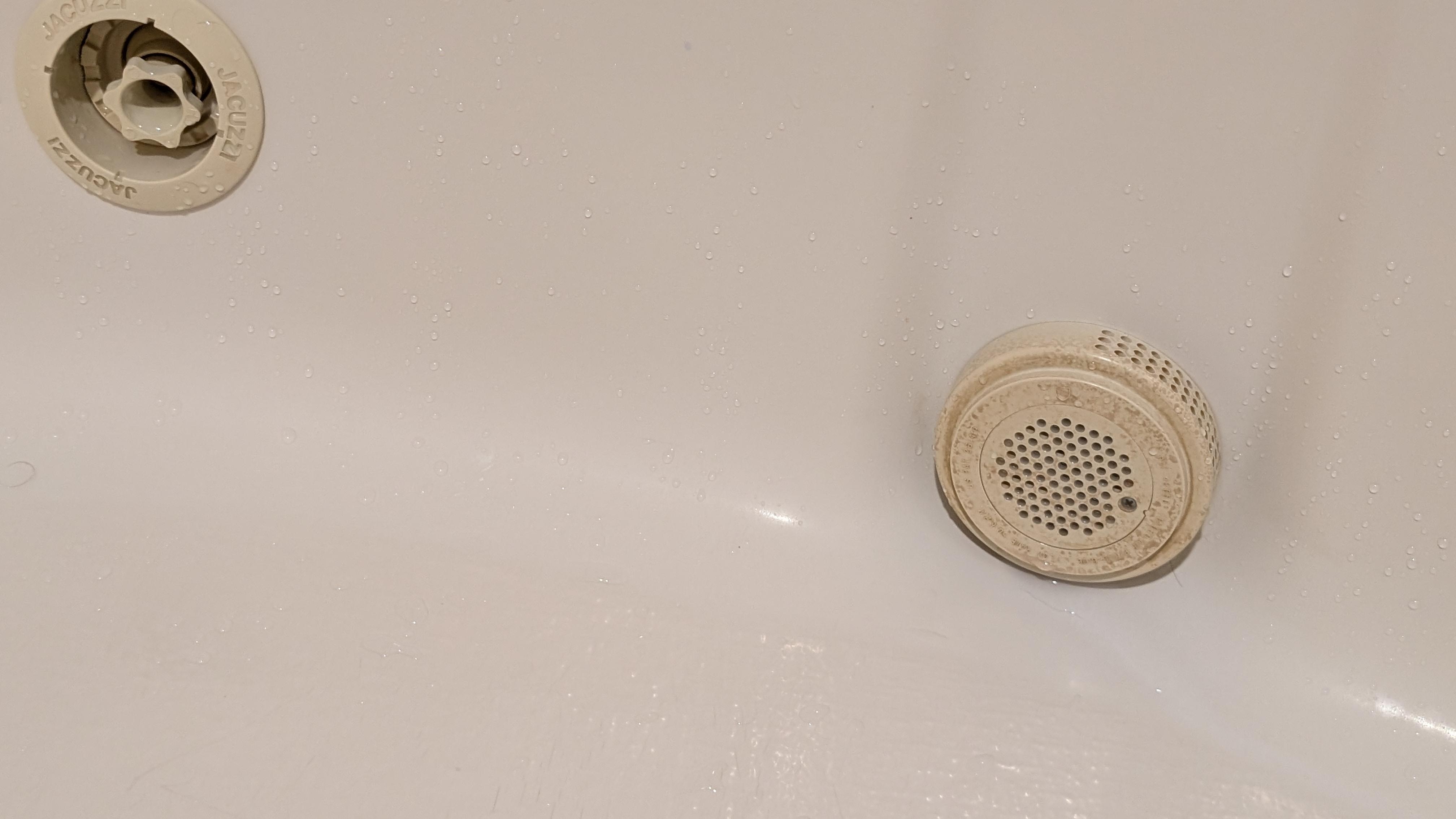 We didn't try the jacuzzi, and wore shower shoes in the tub