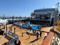 Pics from the boat showing I would never have intentionally booked a hotel in crappy Crystal
Lake when I was traveling during this week.