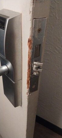 Door did not close properly