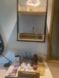 Mini bar