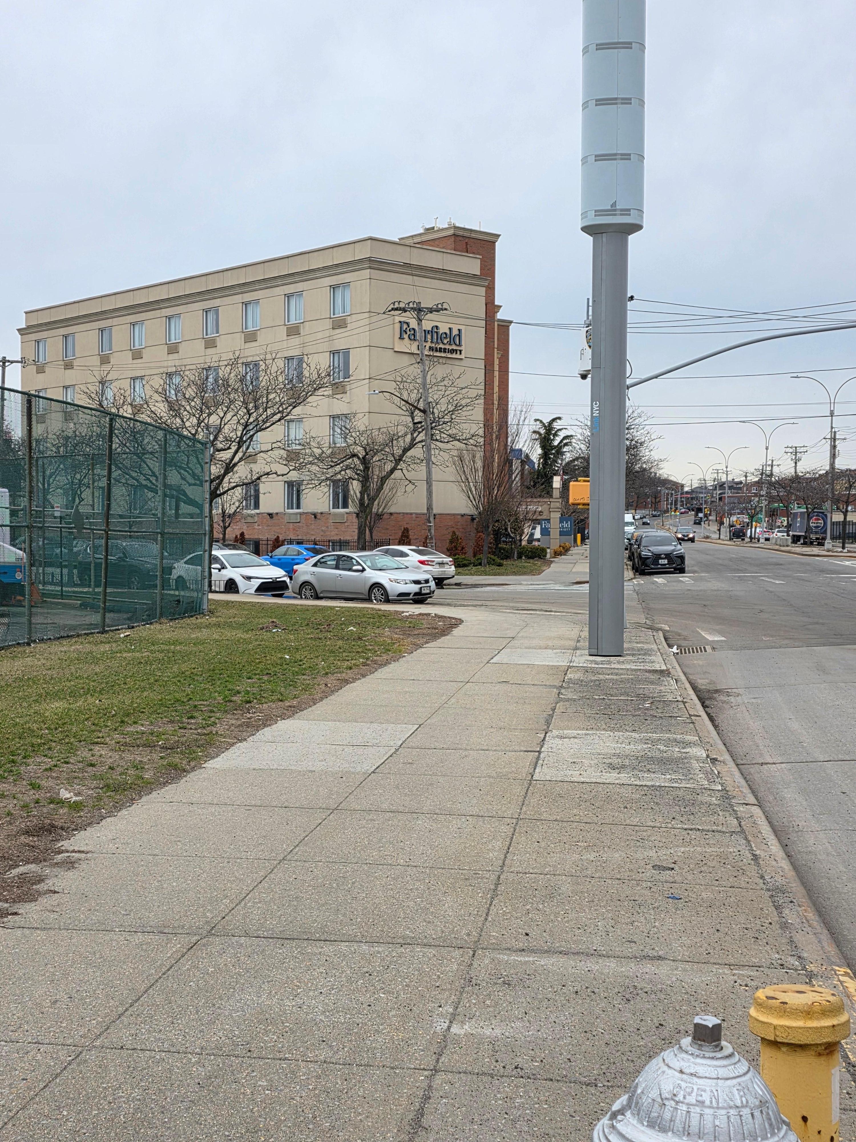 Hotel proximity from bus stop