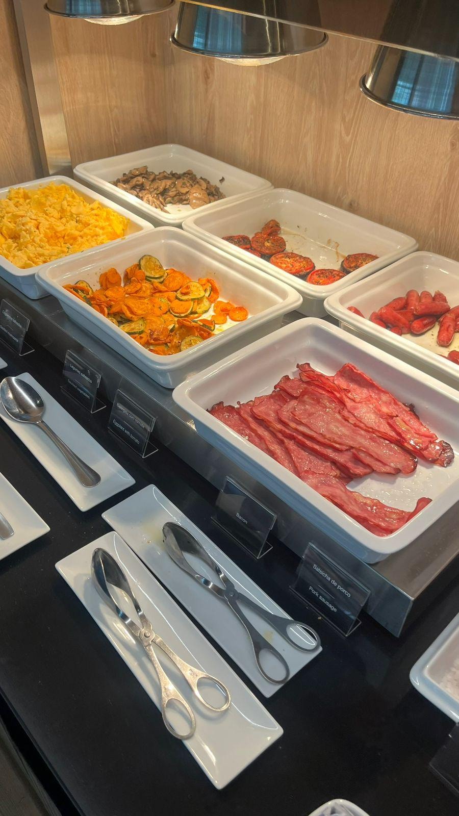 Café da manha, pratos quentes