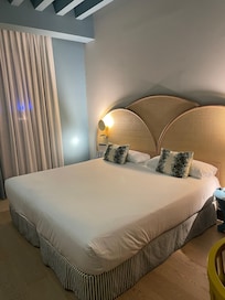 Cama e travesseiro confortável