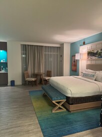 King size city view : so roomy