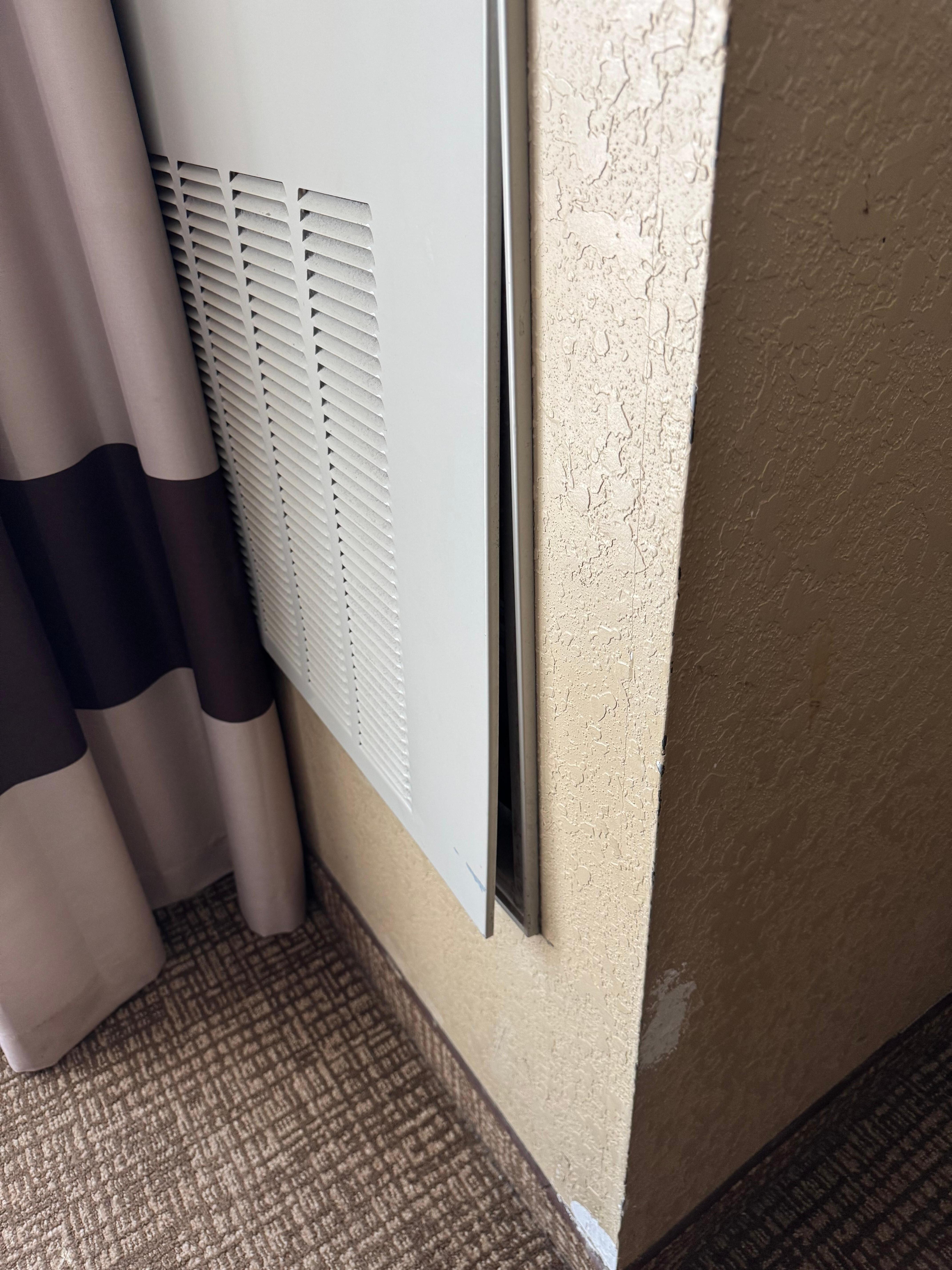 A/C Gabinete insecure tap installed 