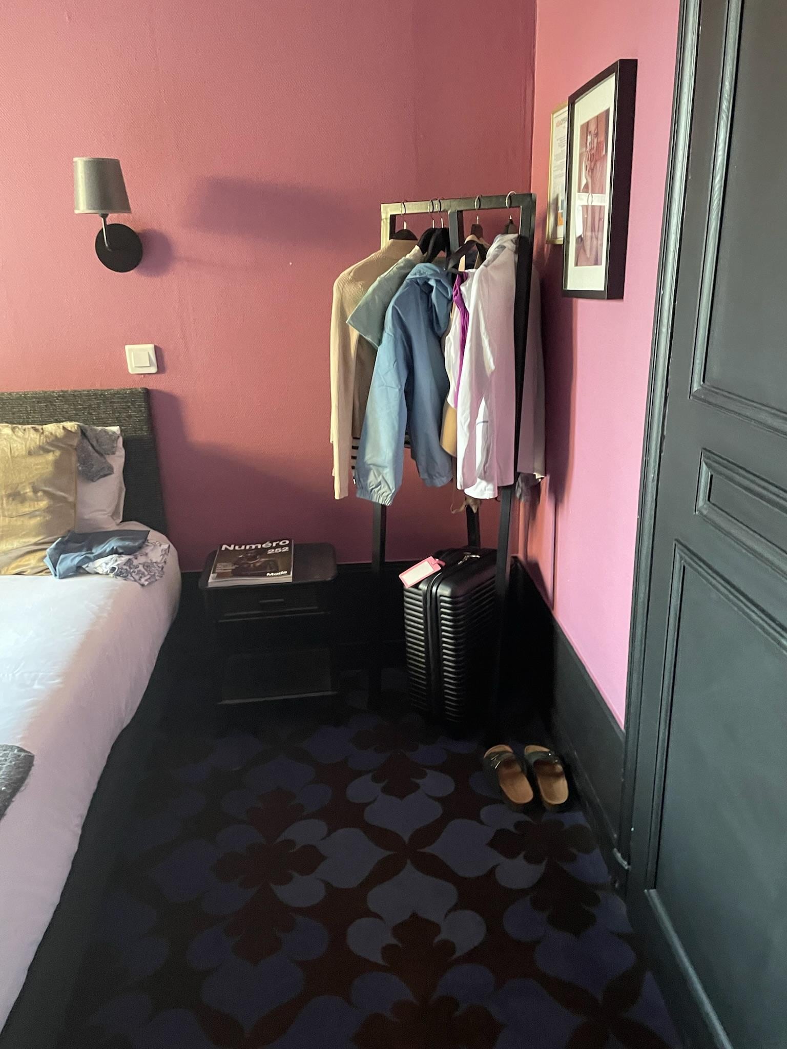 No wardrobe as in hotels.com pictures - just a hanging rack i corner