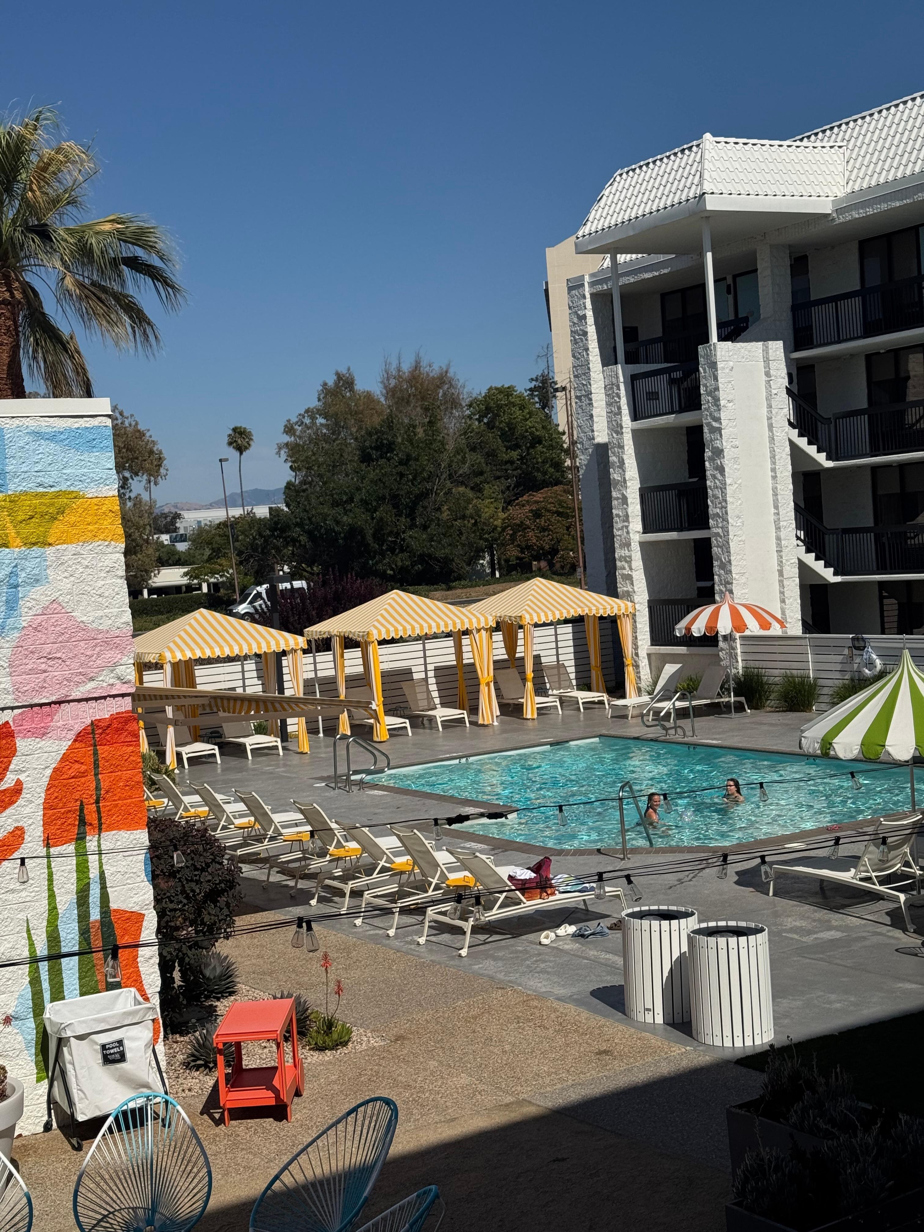 Pool was perfect and quiet. Towels were provided