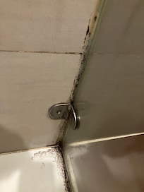 This is room 78 (shower)