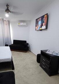 Instalaciones muy limpias, muy bonito y acogedor.