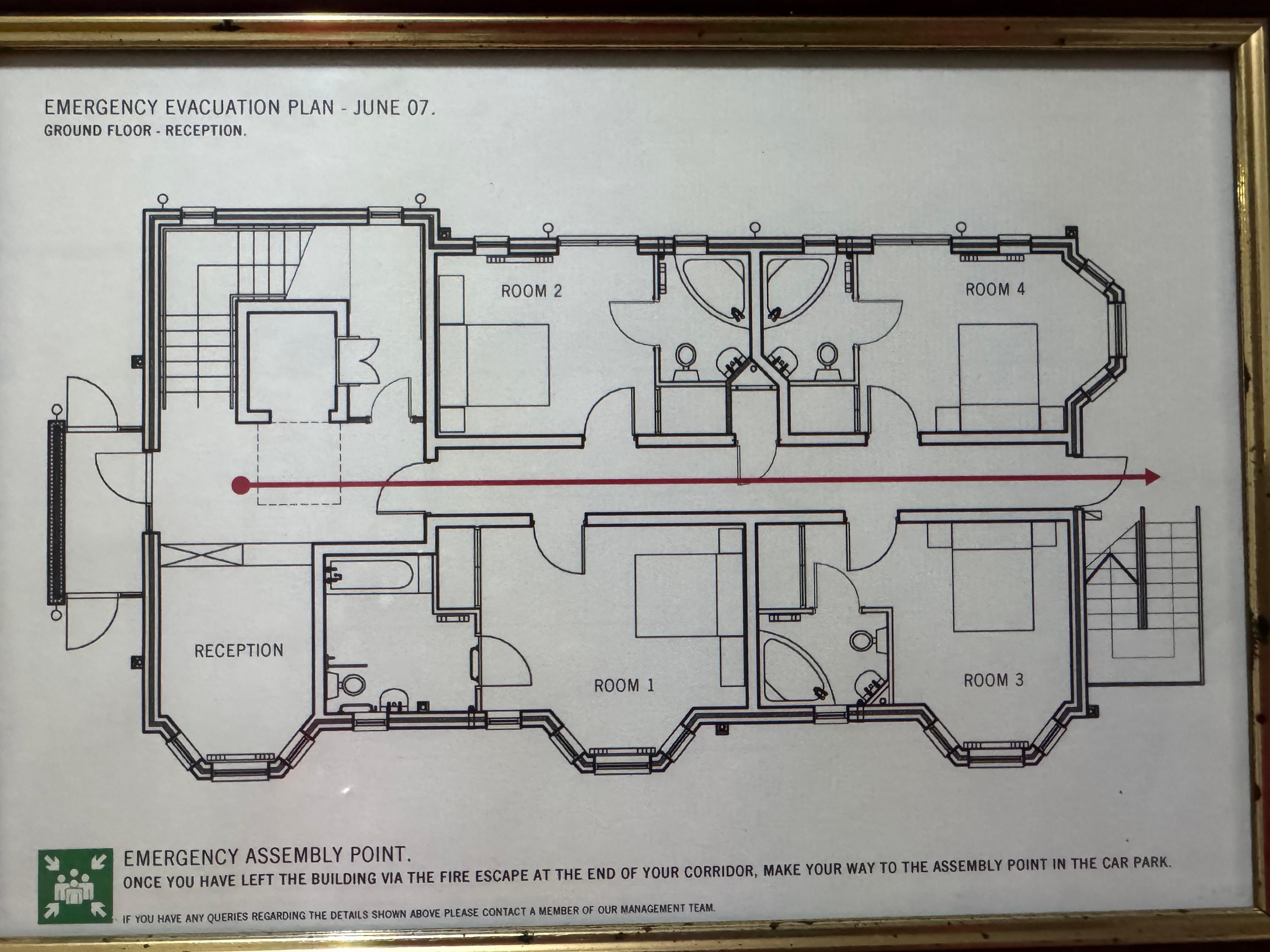 Not give me ROOM 5 but ROOM 6 with laud noise and floor shaking in bathroom