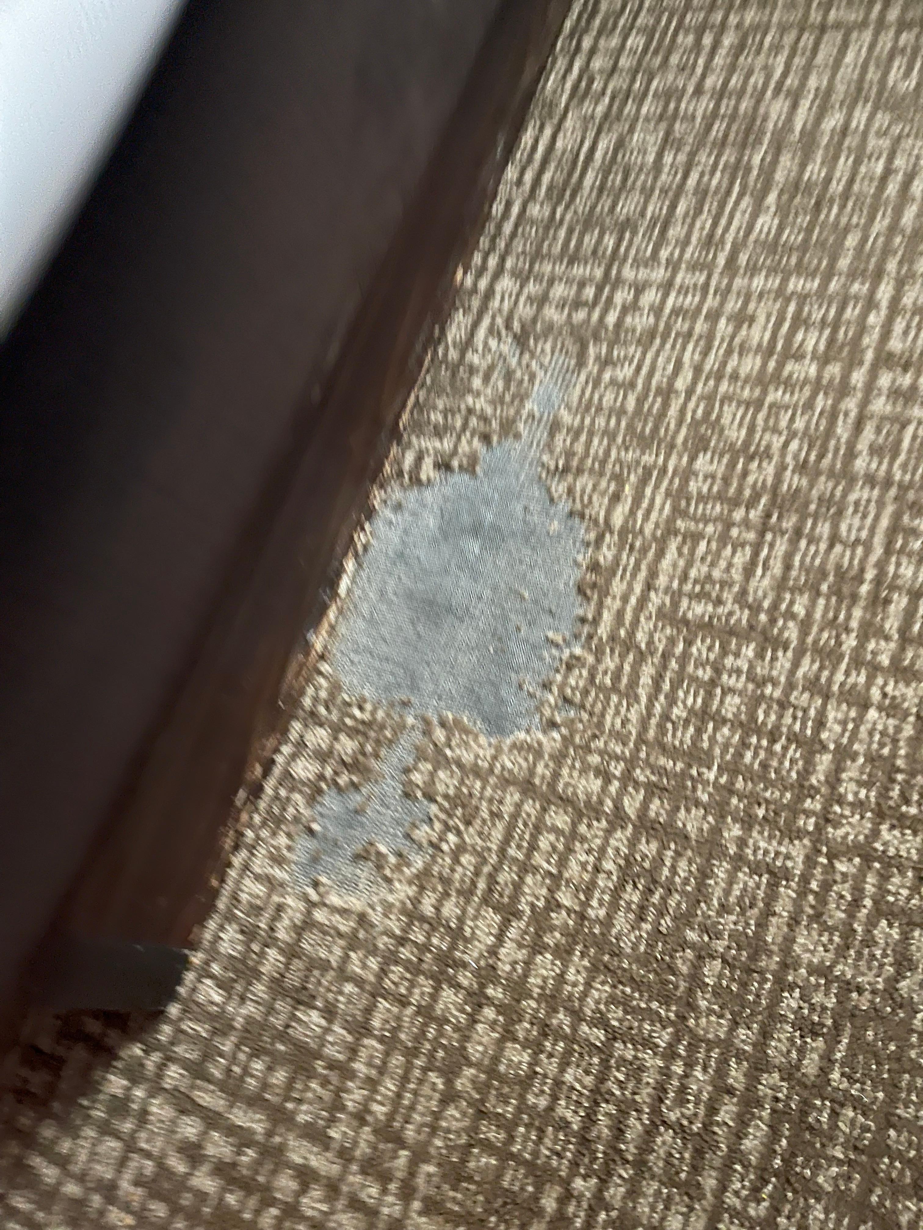 Teppich vor dem Bett