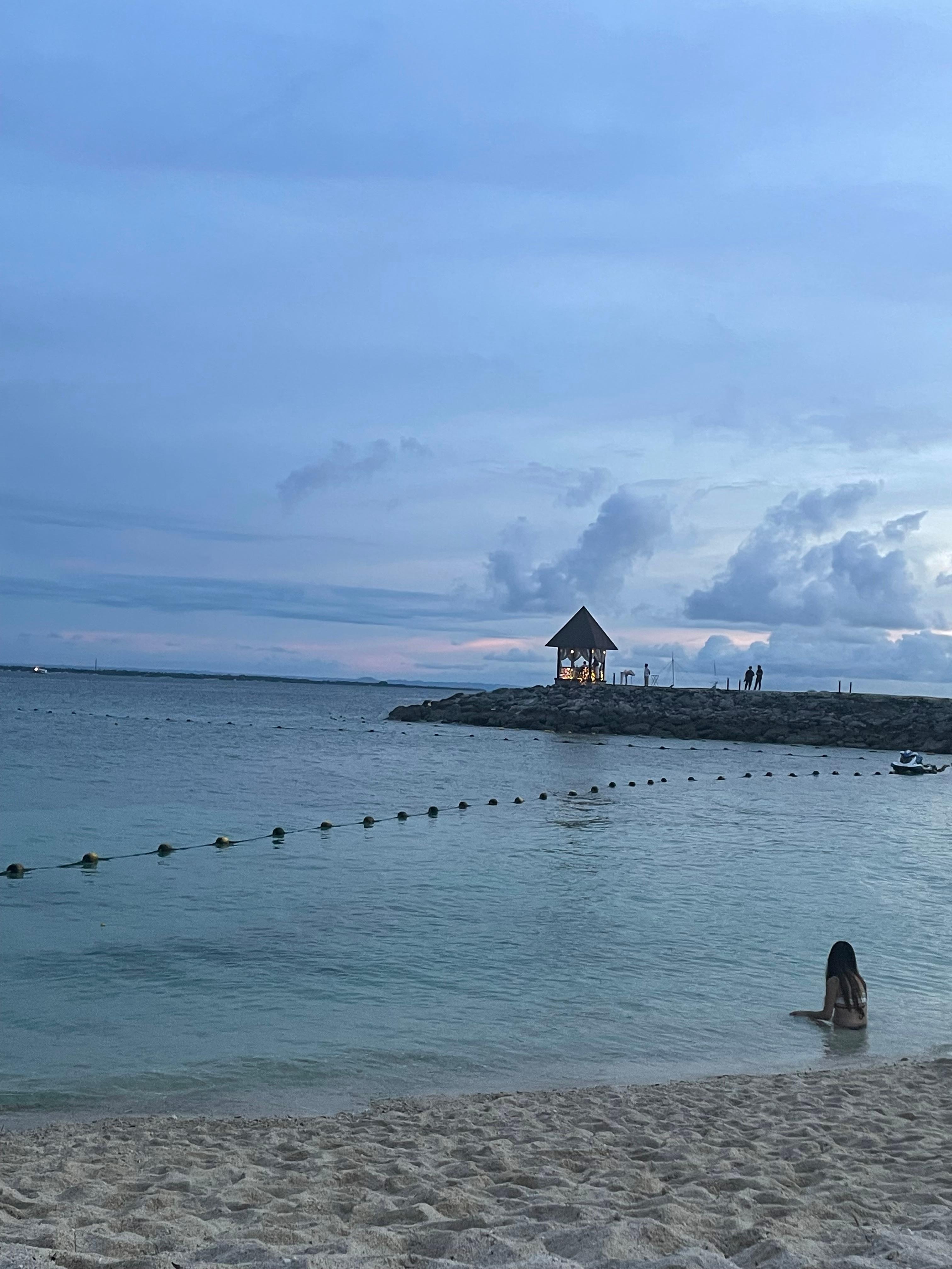 The beach is very nice and good for kids
