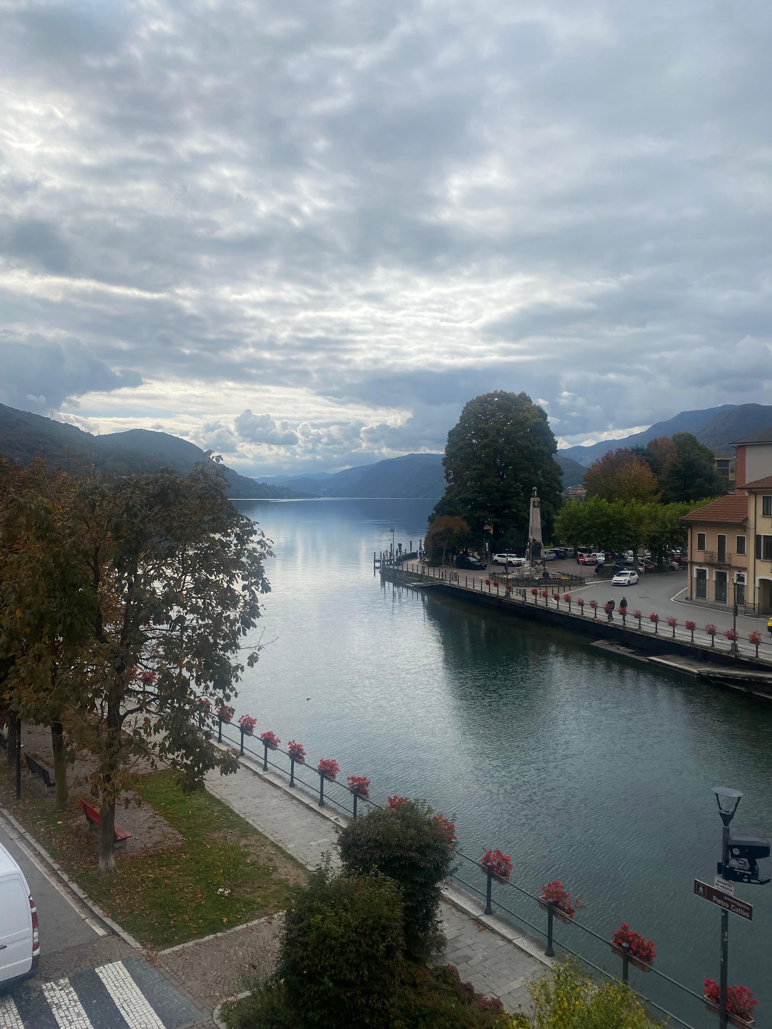 Lago D’orta desde la habitación.