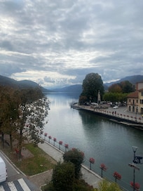 Lago D’orta desde la habitación.