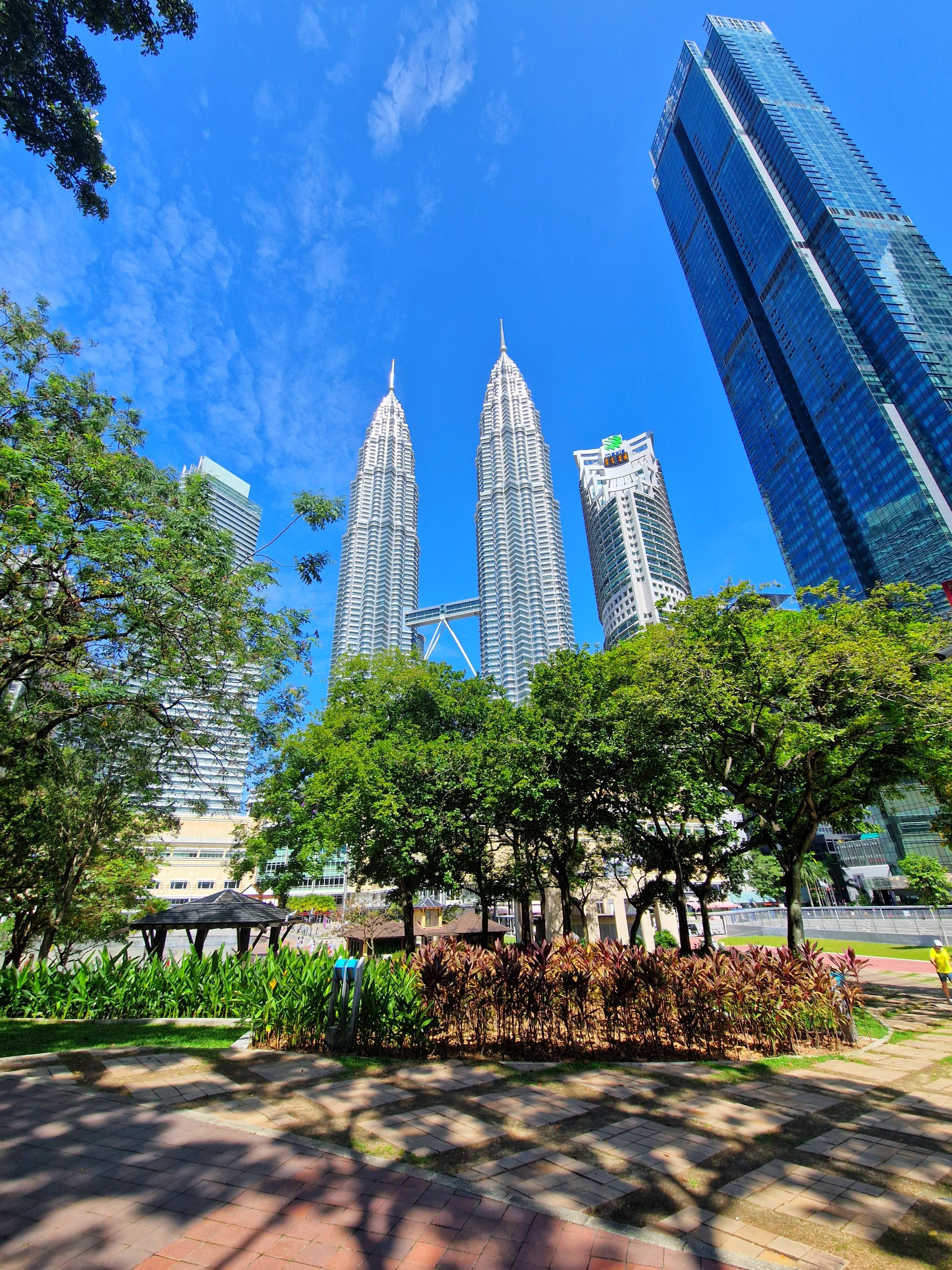 10 minutes walk from Petronas tower 