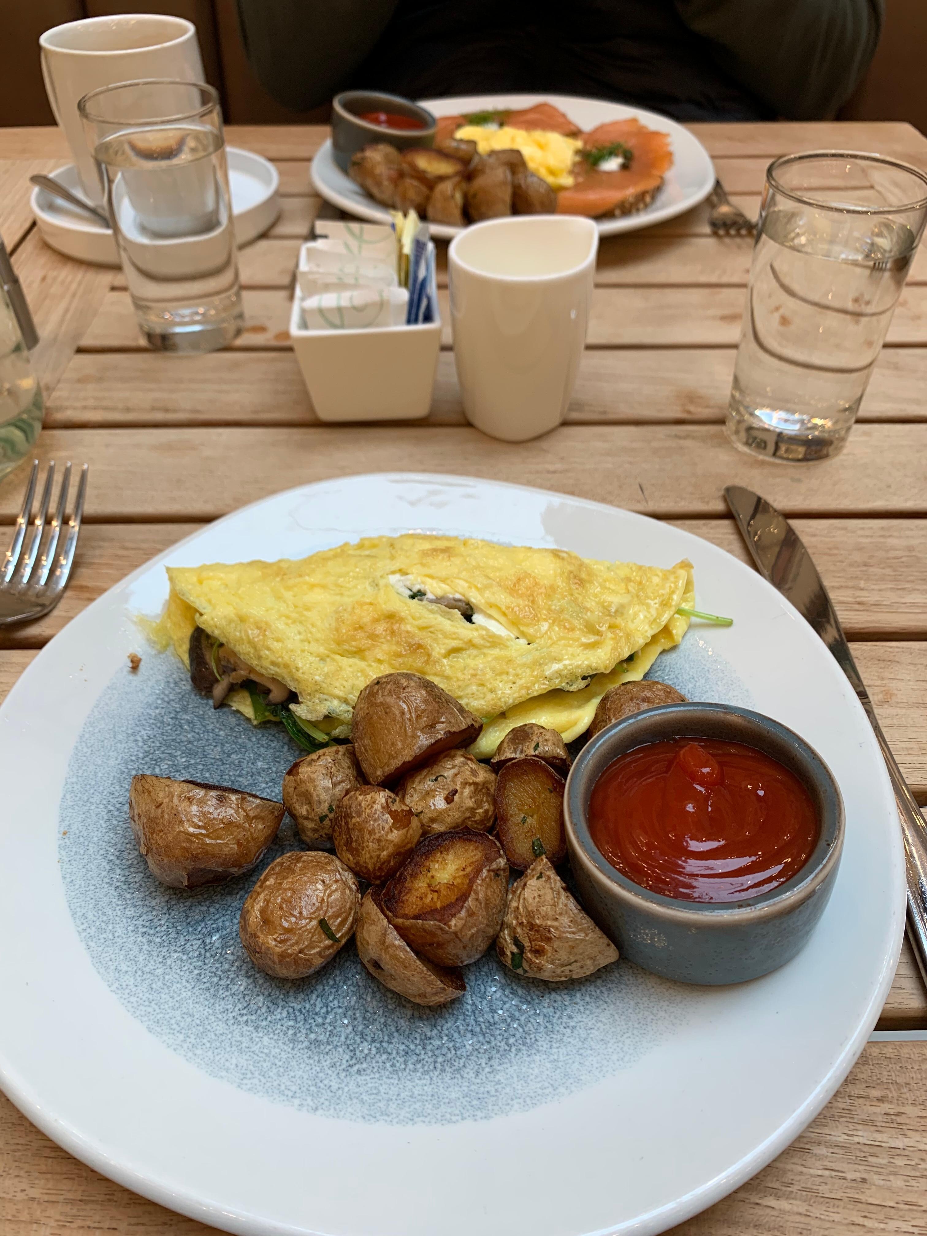 Book Merrion Row Hotel and Public House in New York | Hotels.com