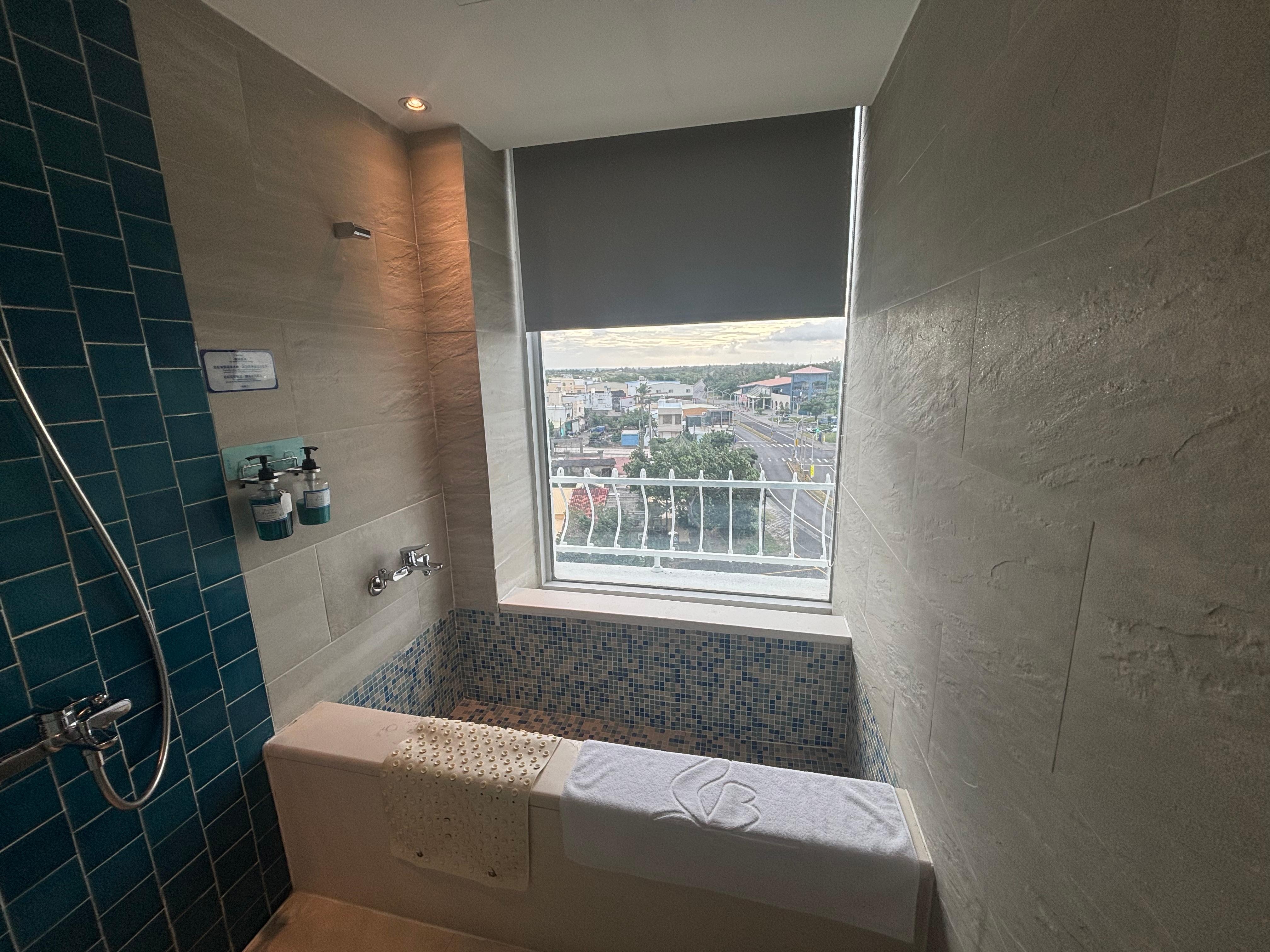 浴缸可泡澡兼賞景