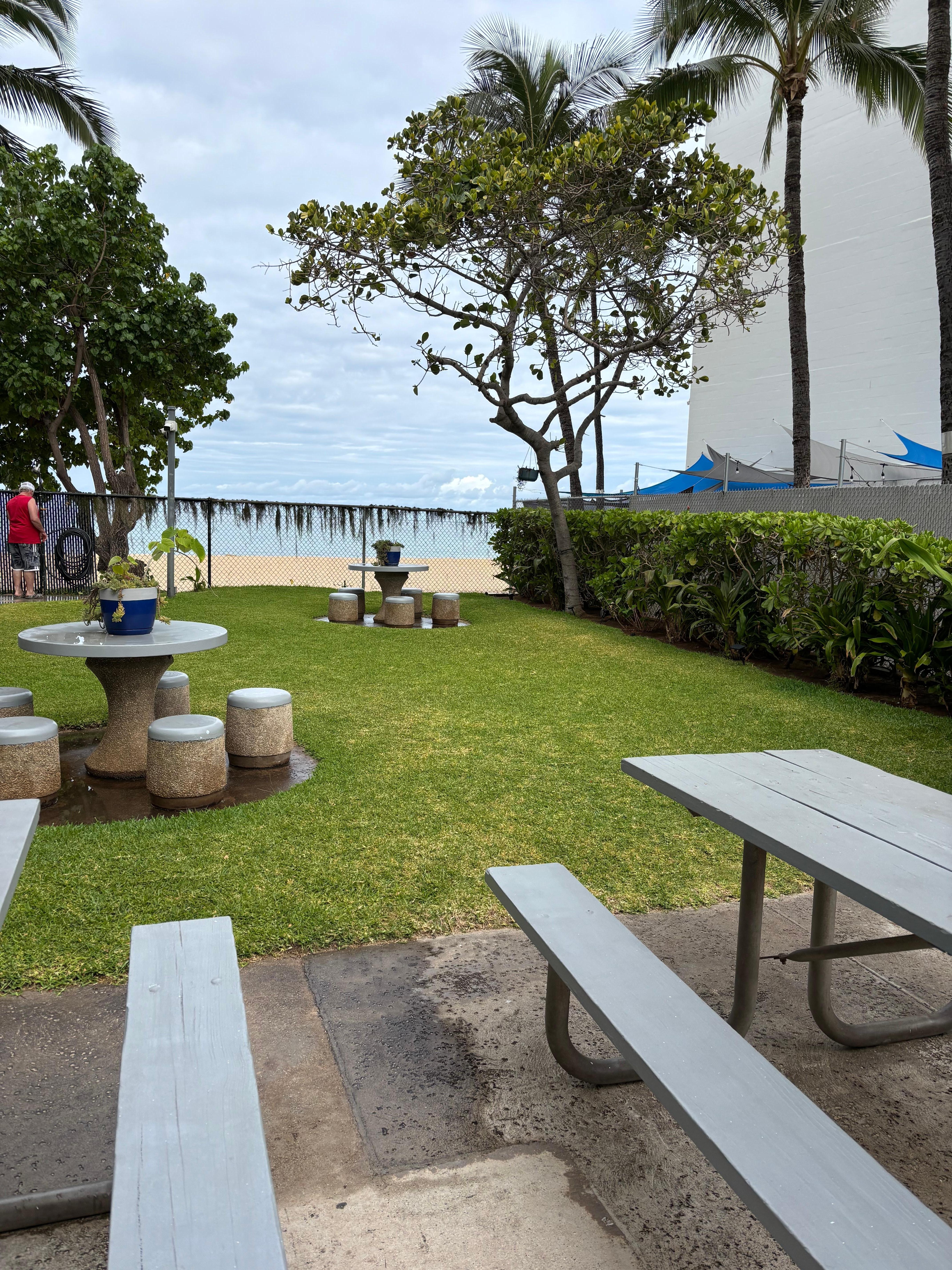 Court yard to your beach 