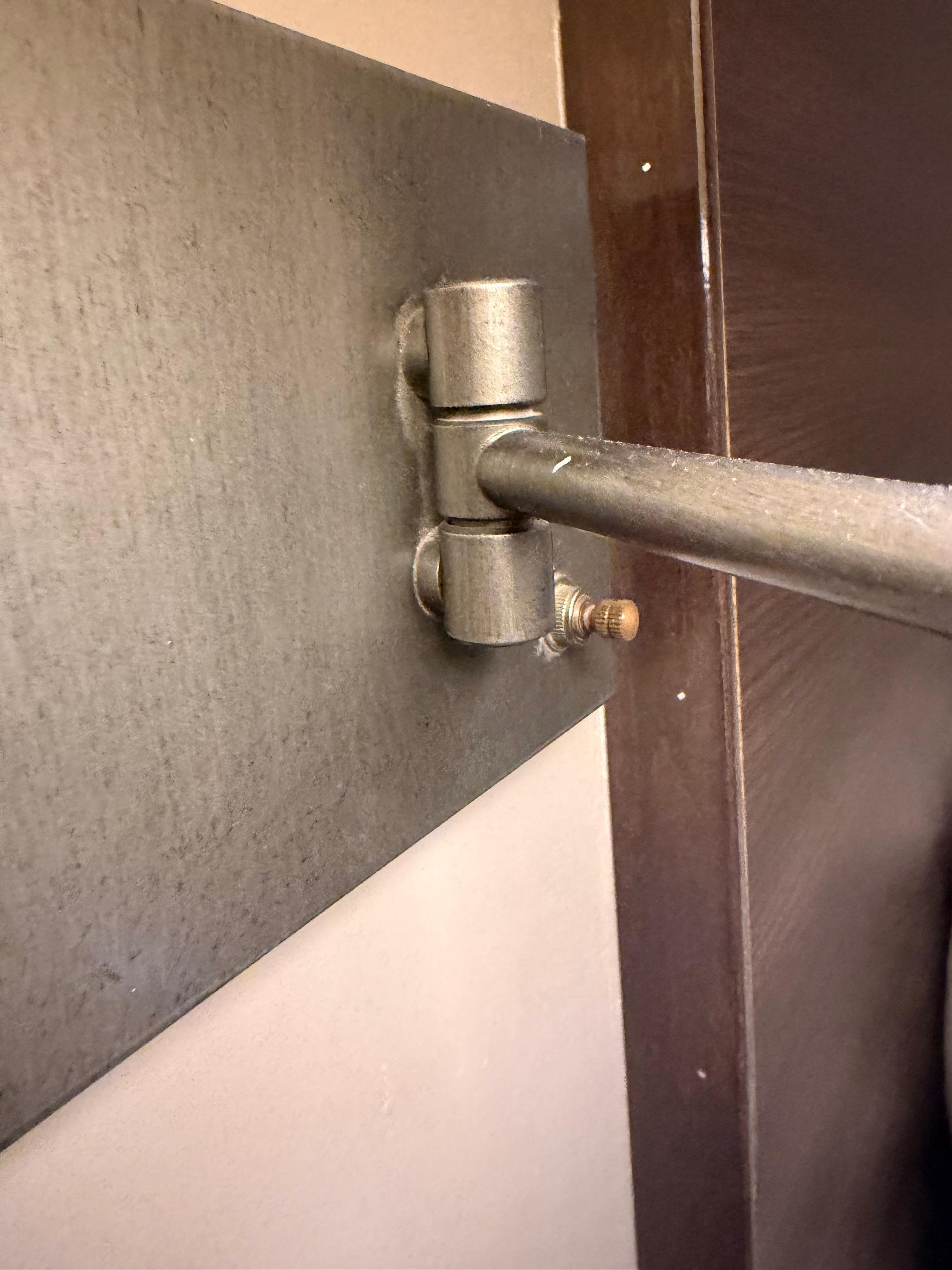 Muebles sucios que no reflejan el lobby y lo de más del hotel. 