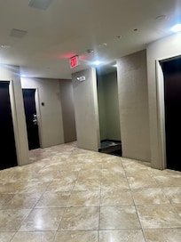 Third floor, no ice maker