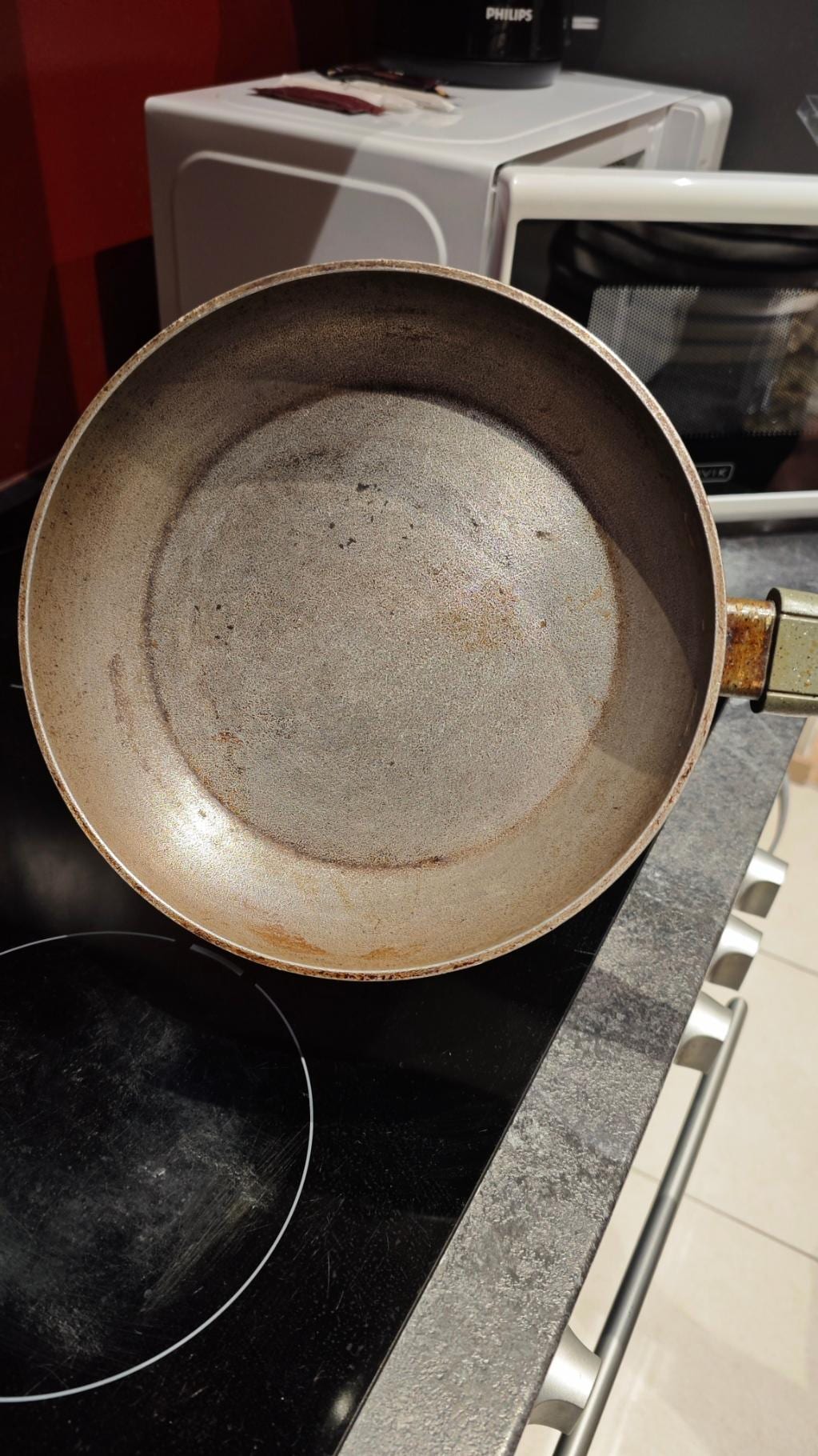 Poêle usée – hors d’usage