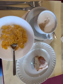 Coffee, cake and cornflakes. Breakfast of champions