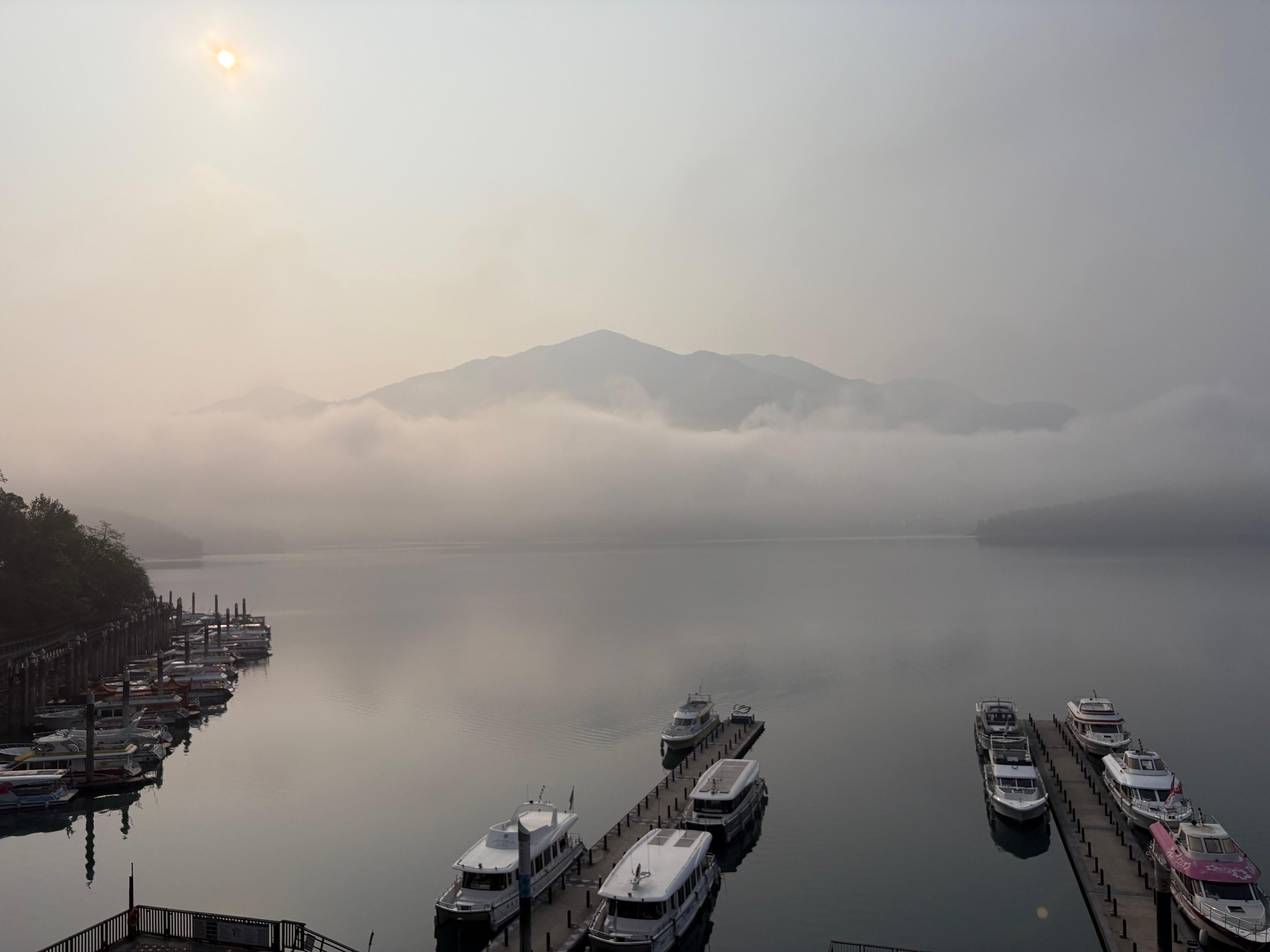 Vy från balkongen på morgonen