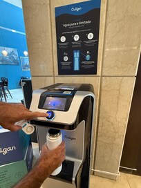 Àgua a disposição dos clientes