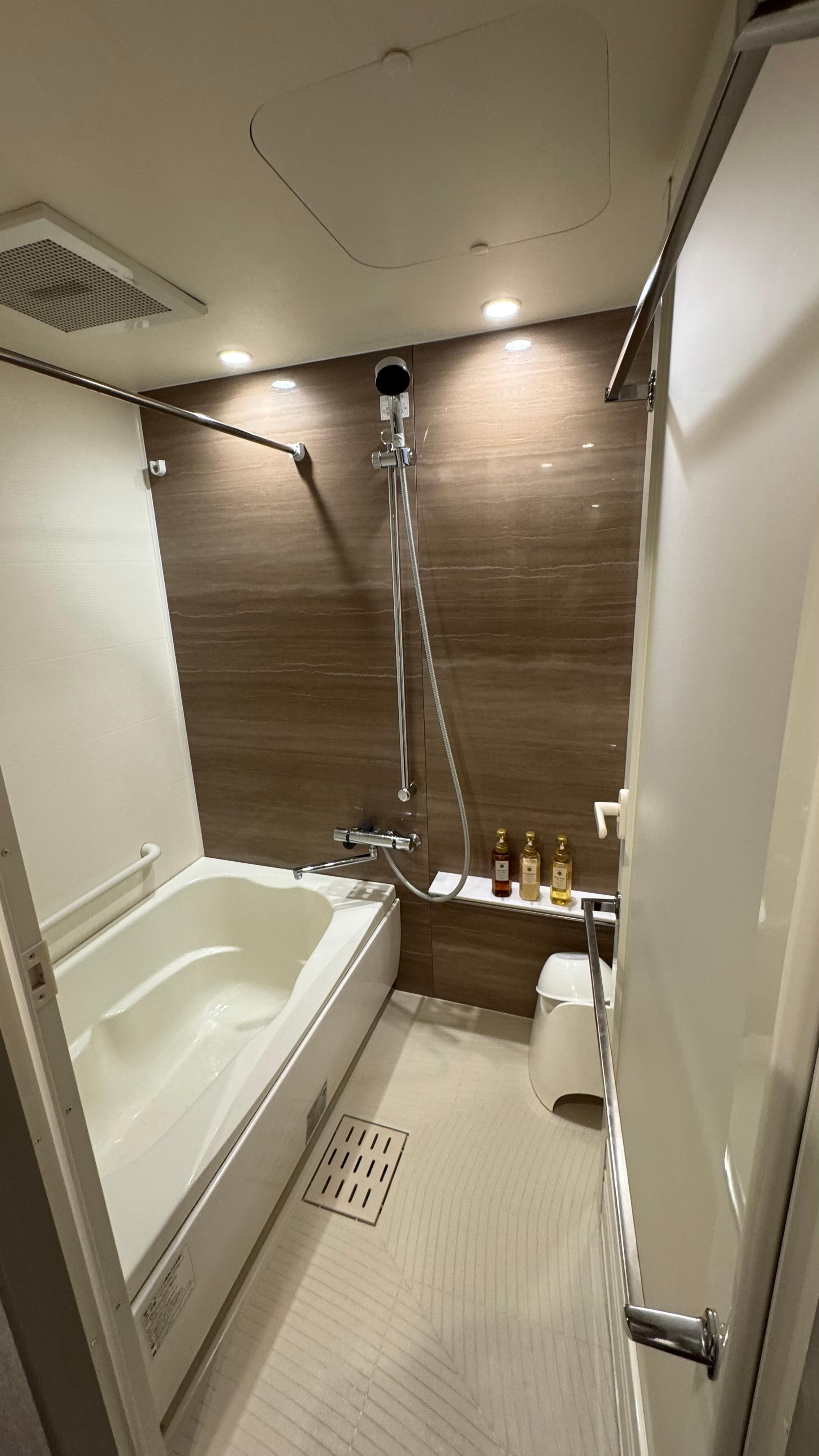Separate tub and shower area, with heater 