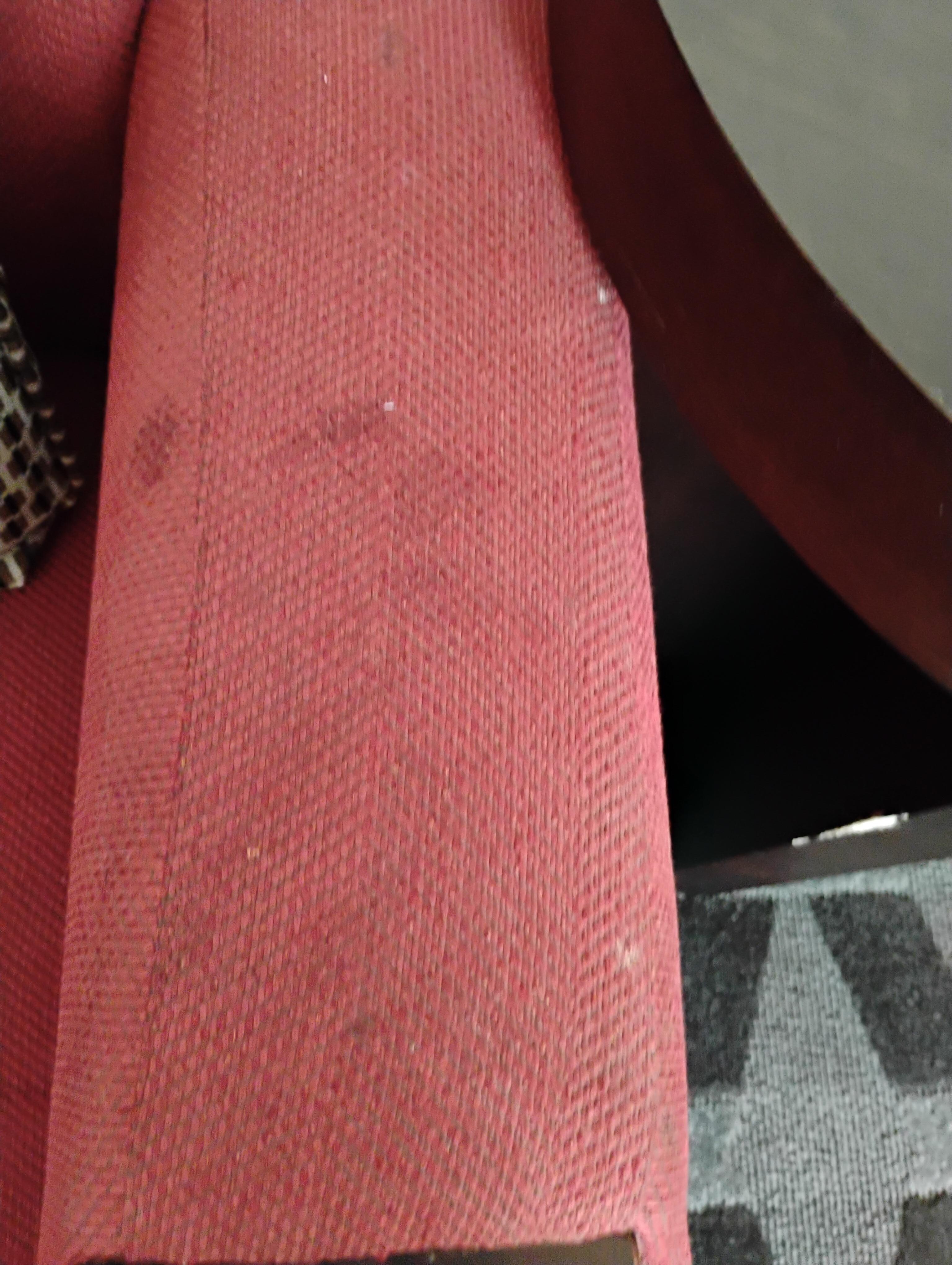 Soiled arm chair 
