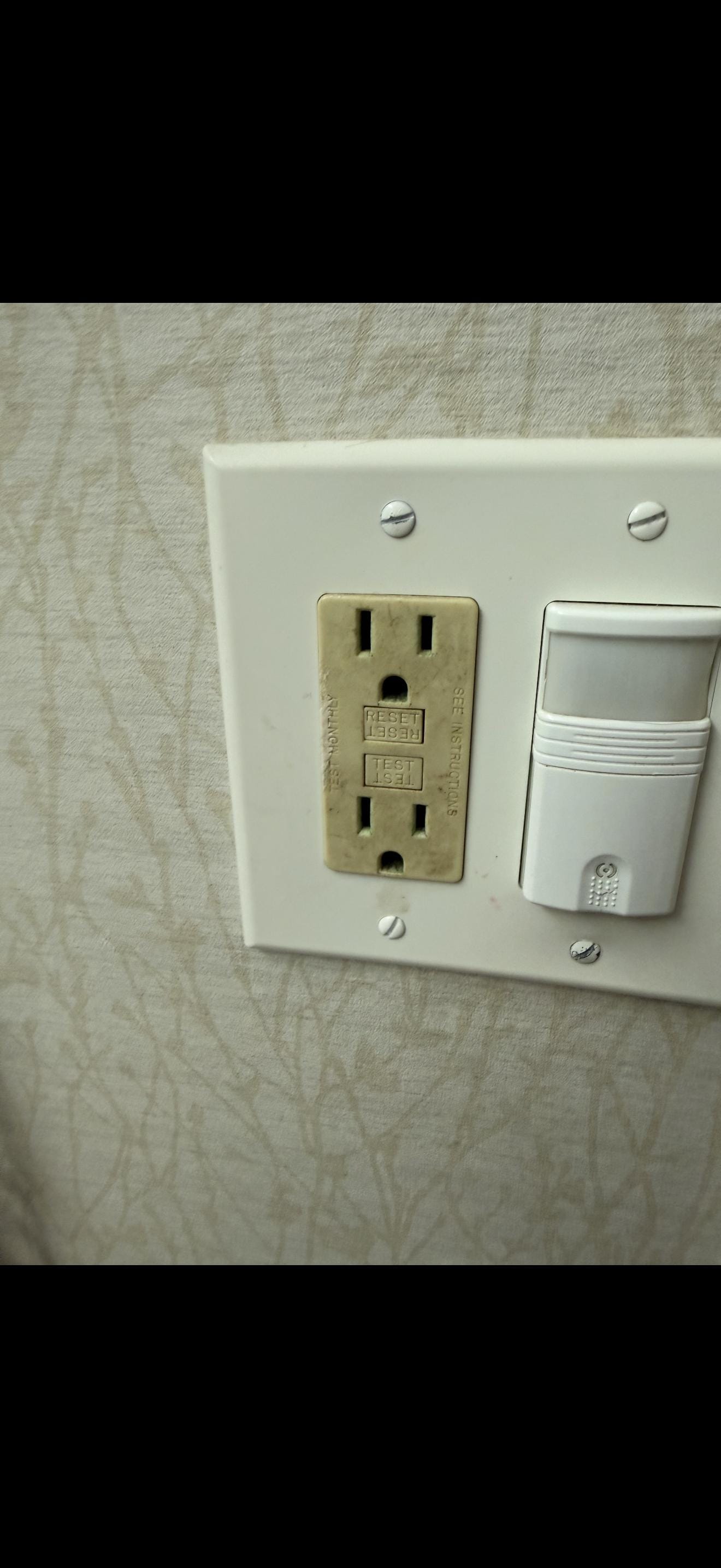 Look at this filthy light switch and plug